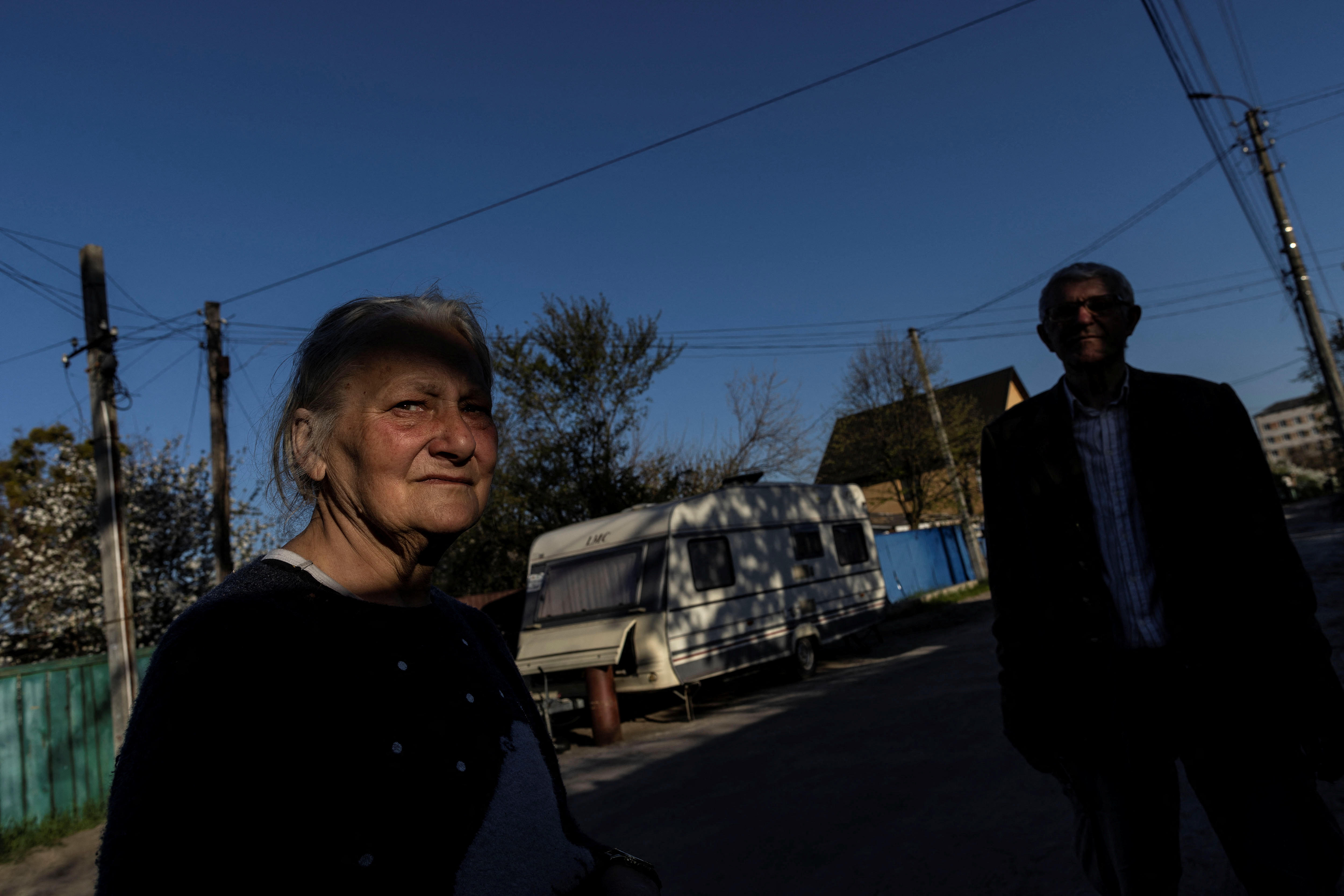 Ukrainian pensioner lives in caravan by ruins of her home near Kyiv ...