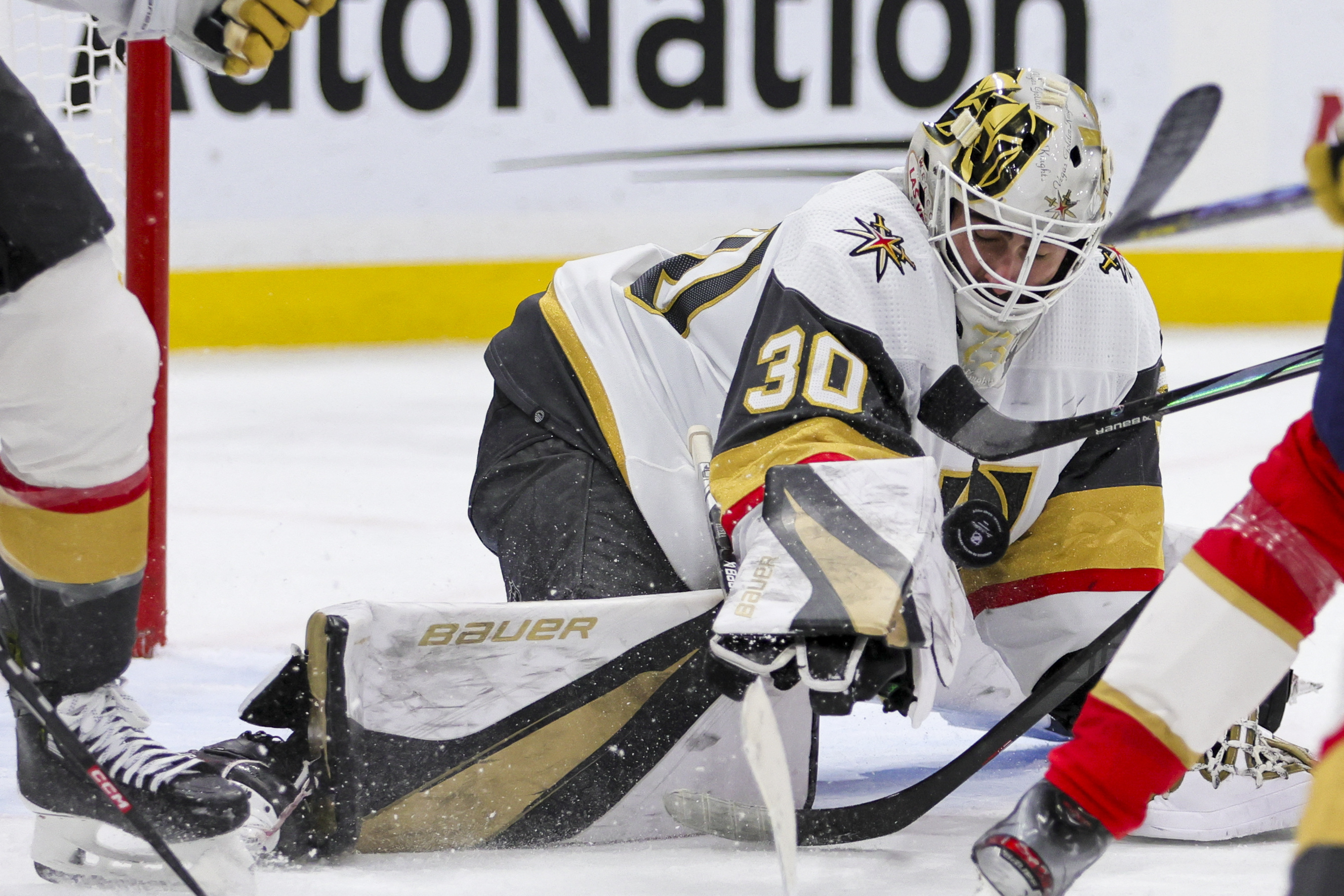 Panthers knock off Golden Knights in Stanley Cup rematch | Reuters