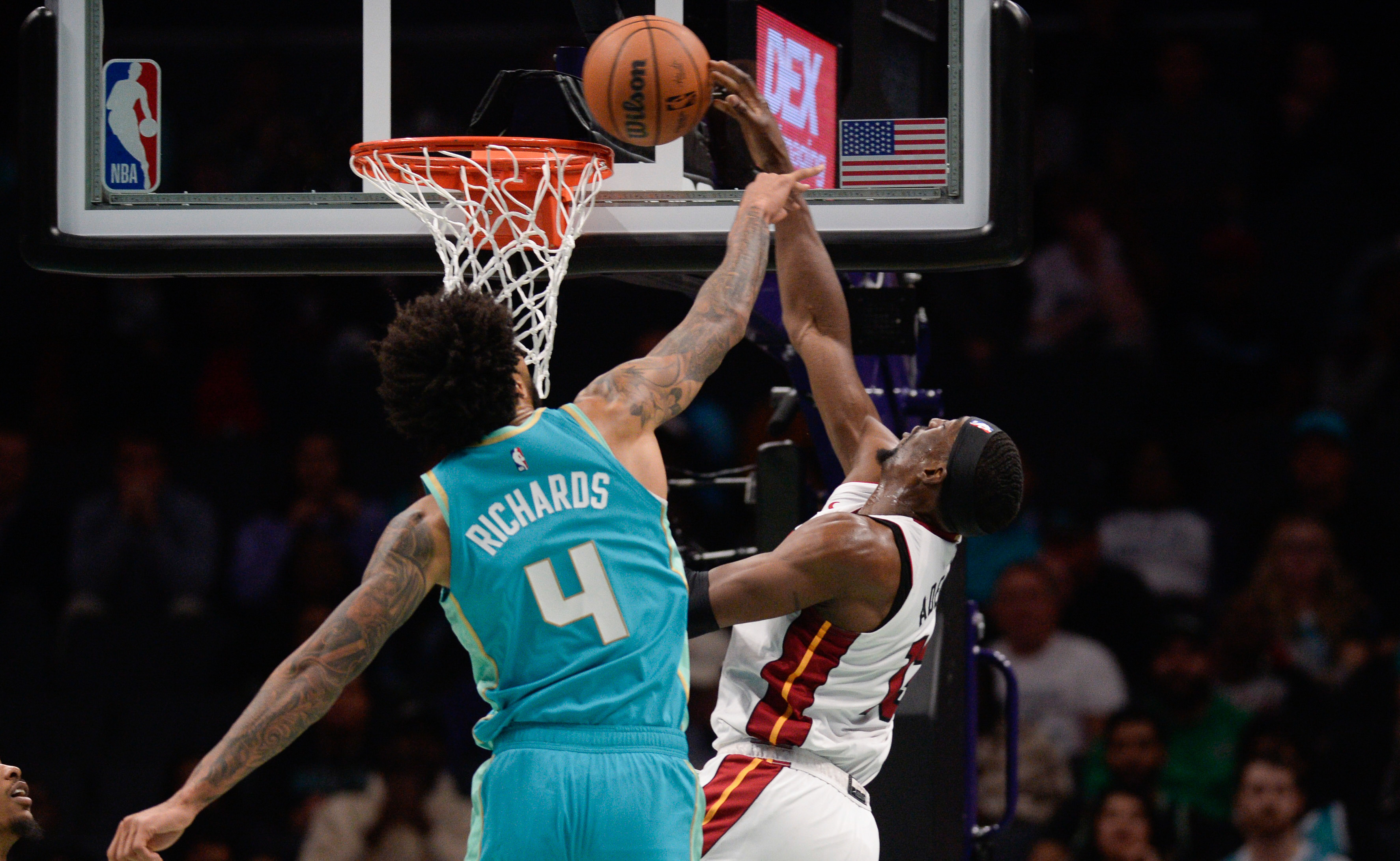 Heat hold off Hornets thanks to Jimmy Butler | Reuters