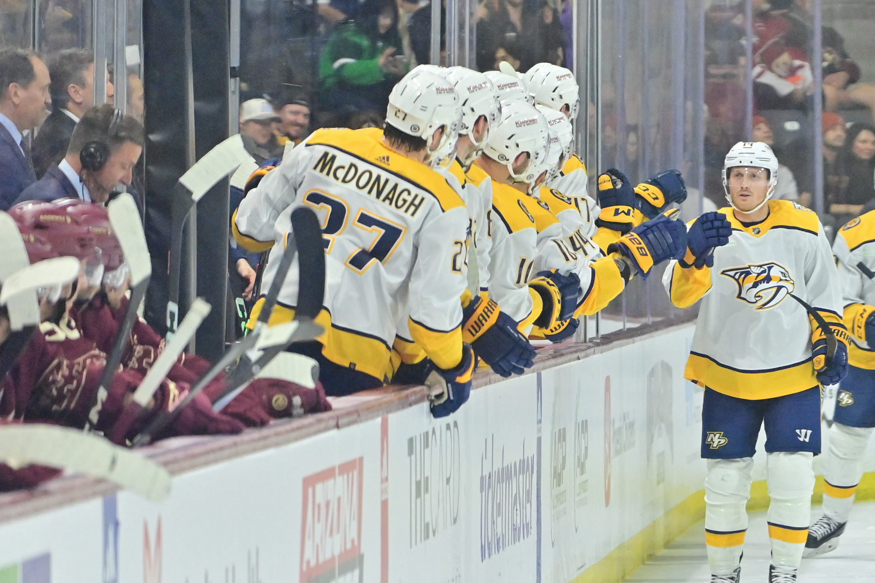 Logan Cooley, Clayton Keller lead Coyotes past Predators | Reuters