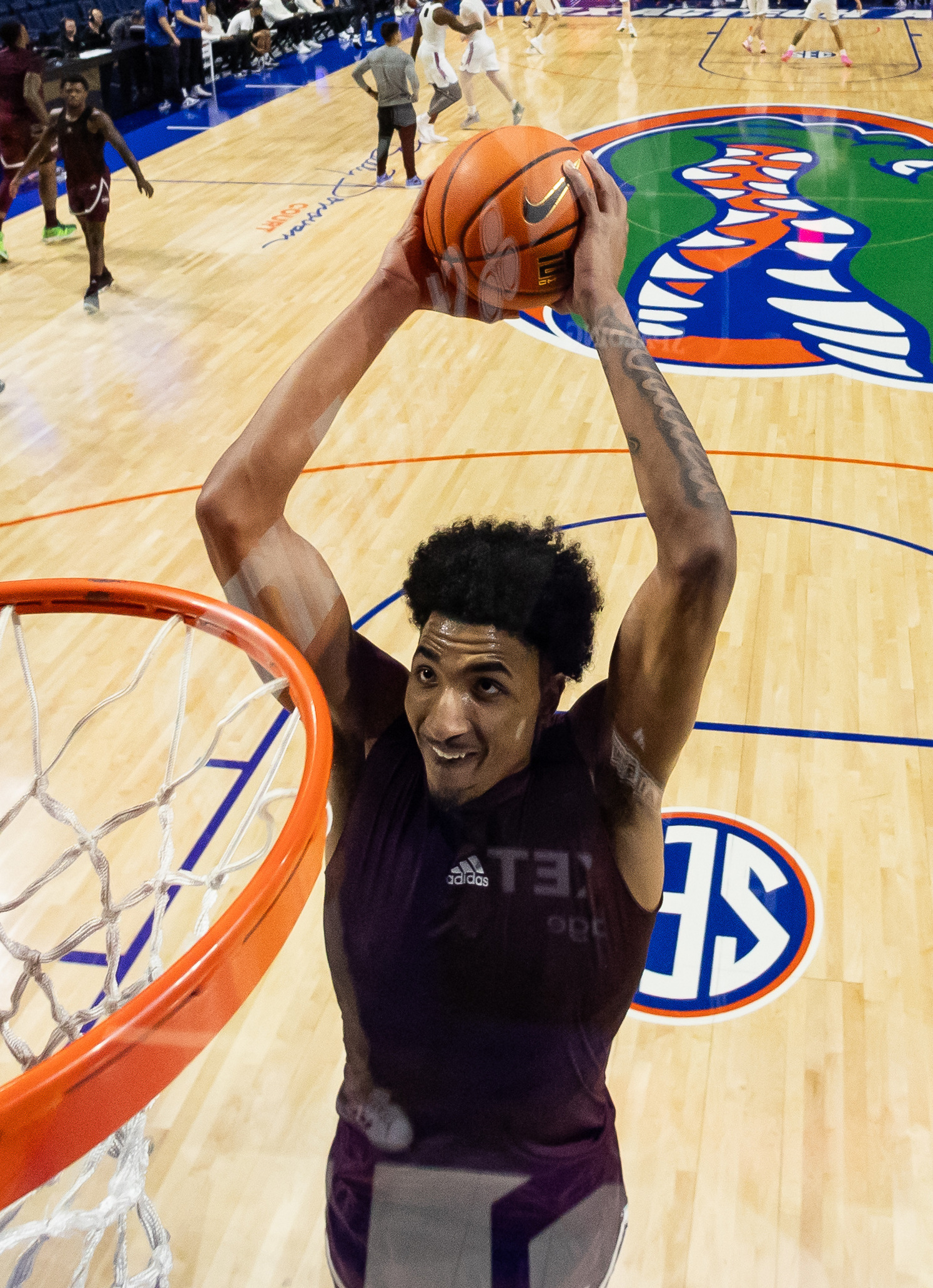 Kings, Lakers prepare for playoff meeting that didn't come to fruition ...