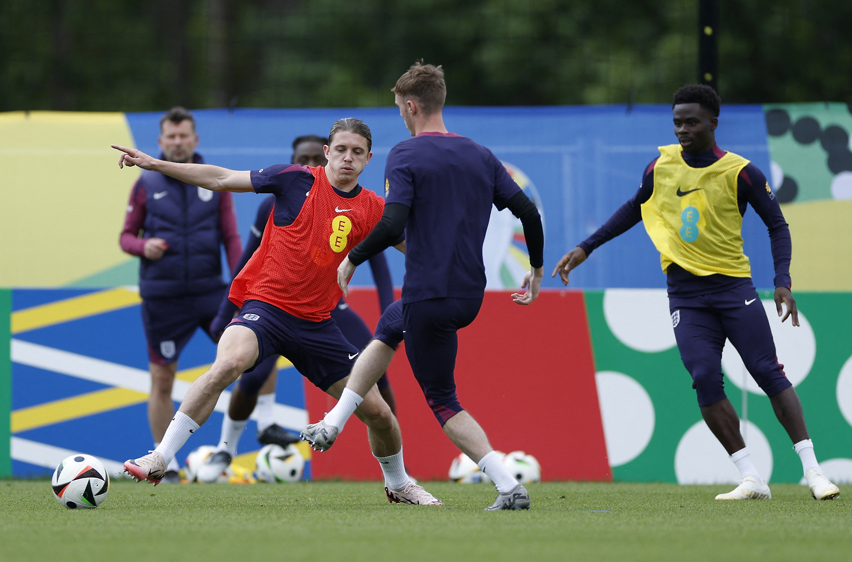 Gallagher replaces Alexander-Arnold for England v Slovenia | Reuters