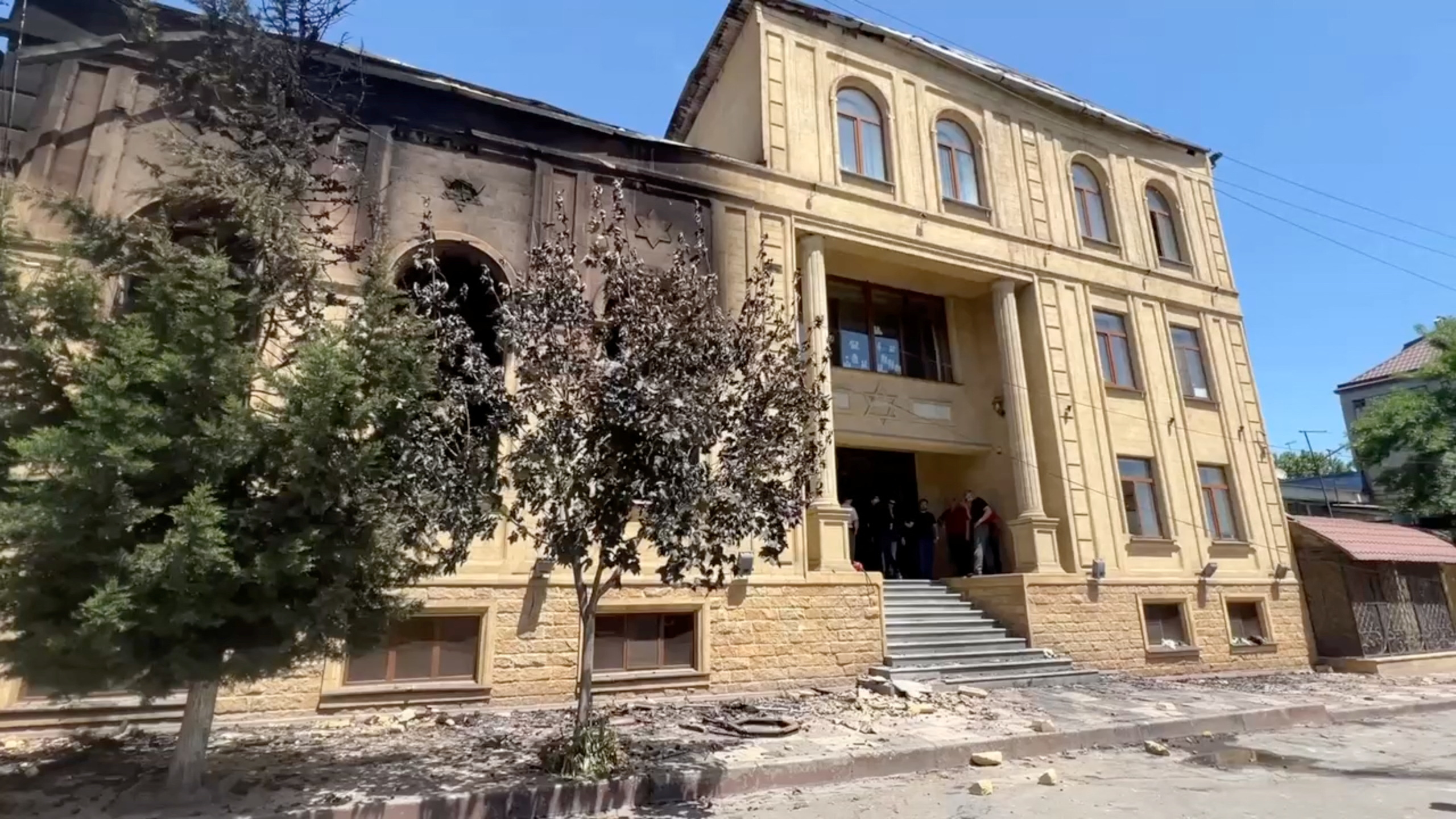 Death toll rises to 20 after gunmen attack Russia's Dagestan | Reuters