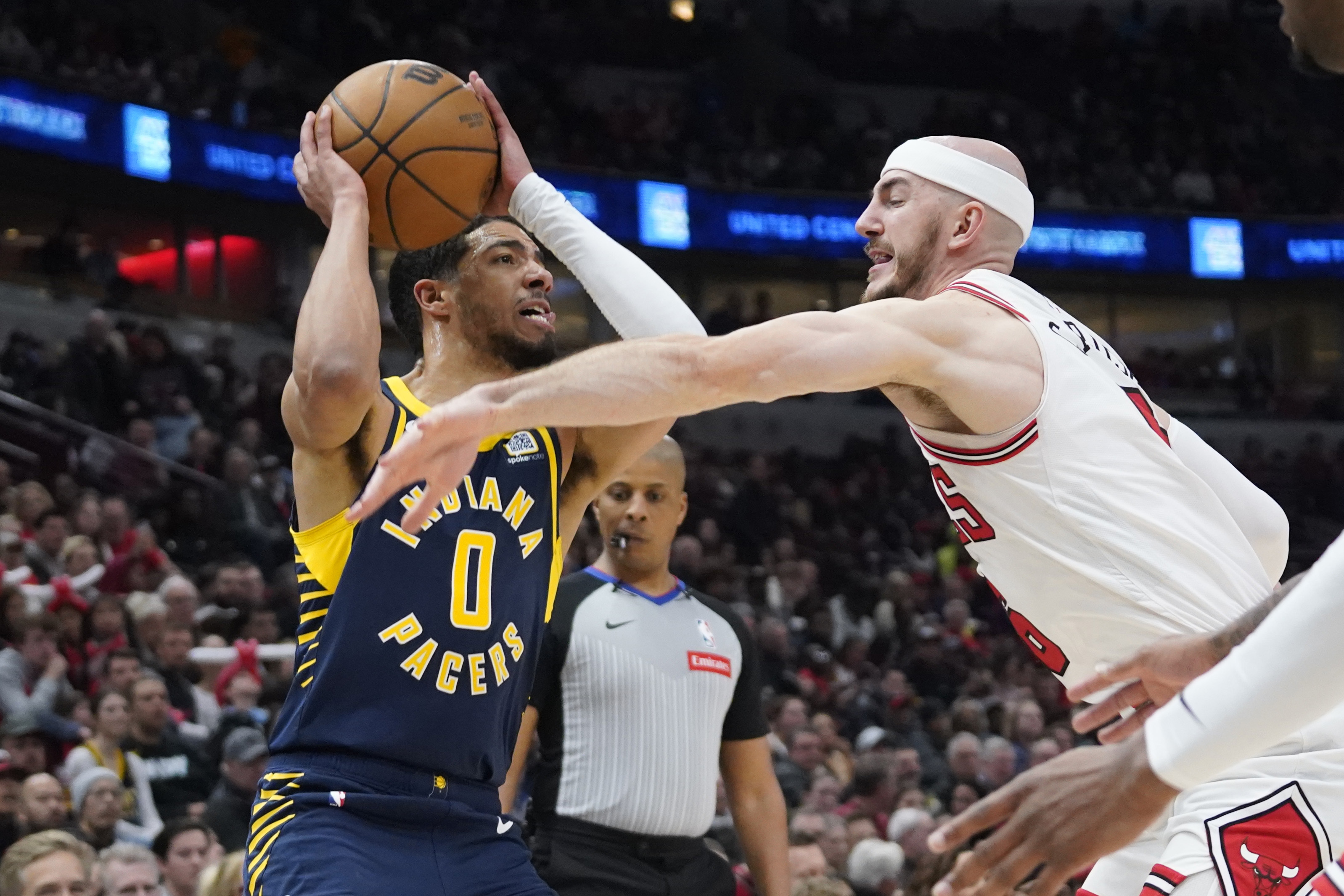 Bulls knock off Pacers, end 3-game skid | Reuters
