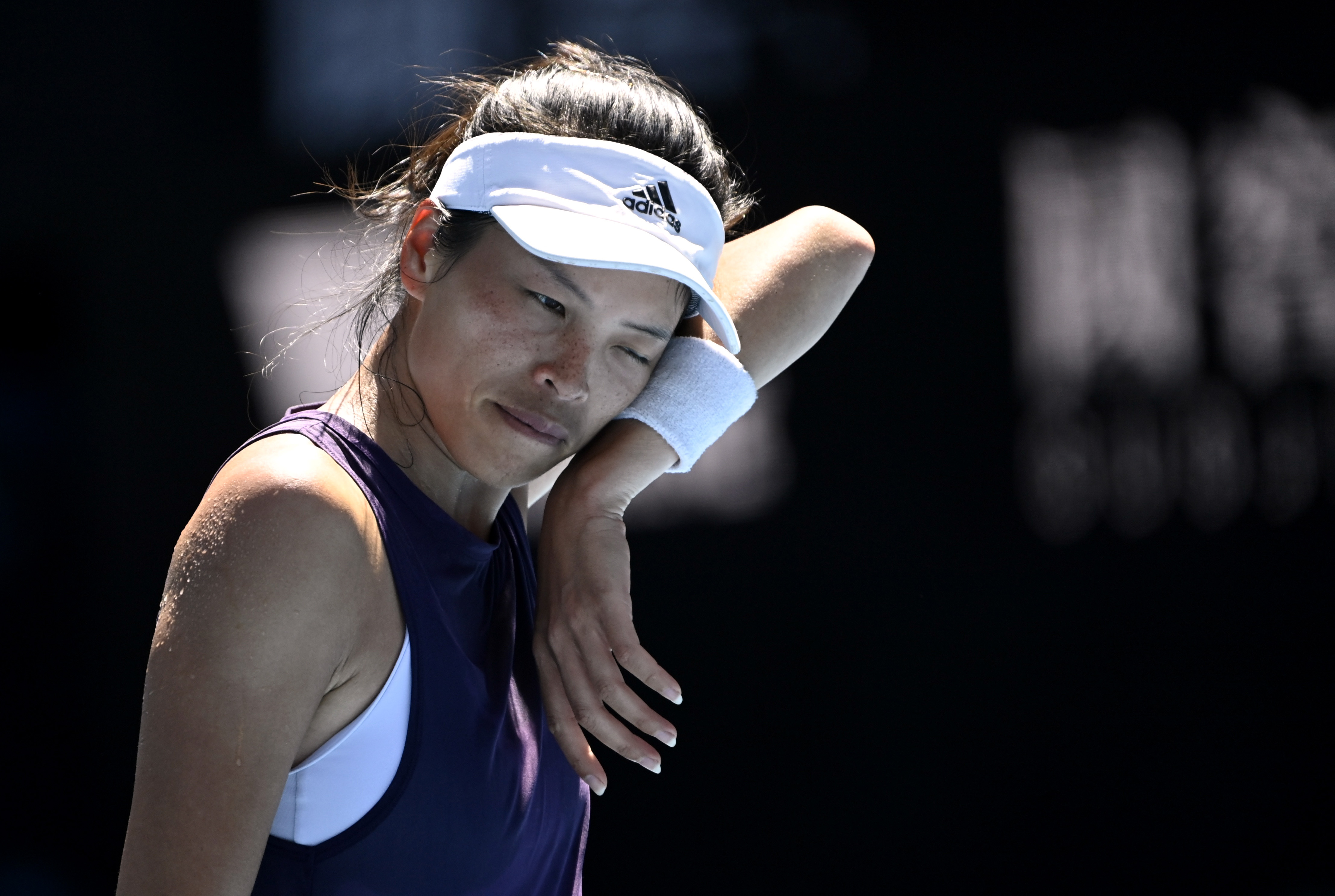 Tennis-Hsieh happy to avoid a bagel on way to fourth round | Reuters