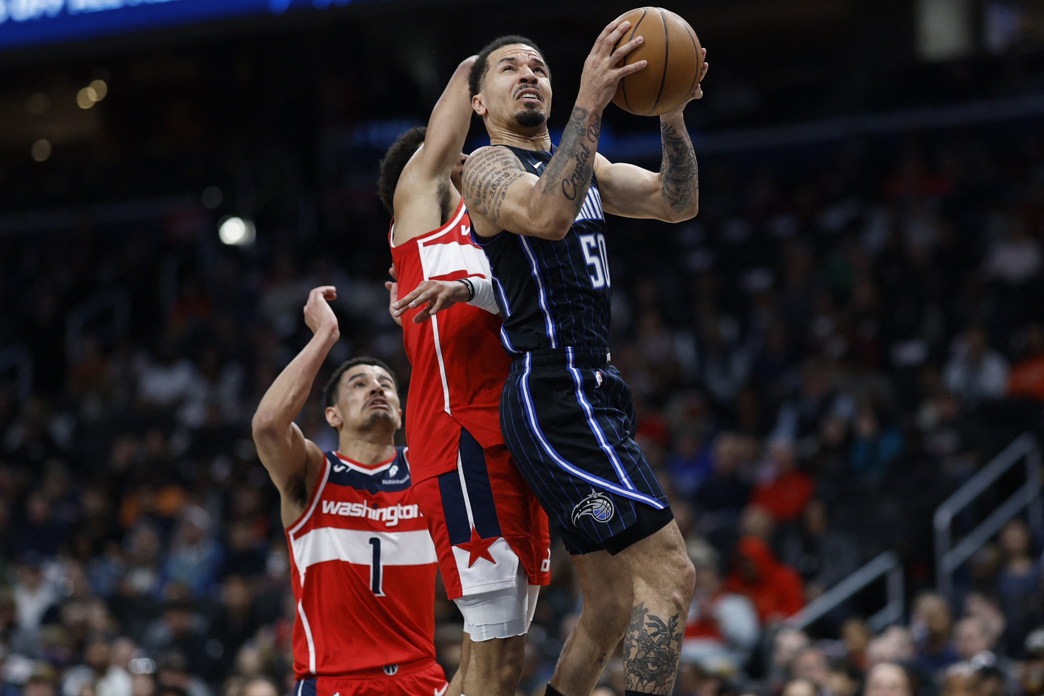 Magic mount ferocious rally, hand Wizards 16th straight loss | Reuters