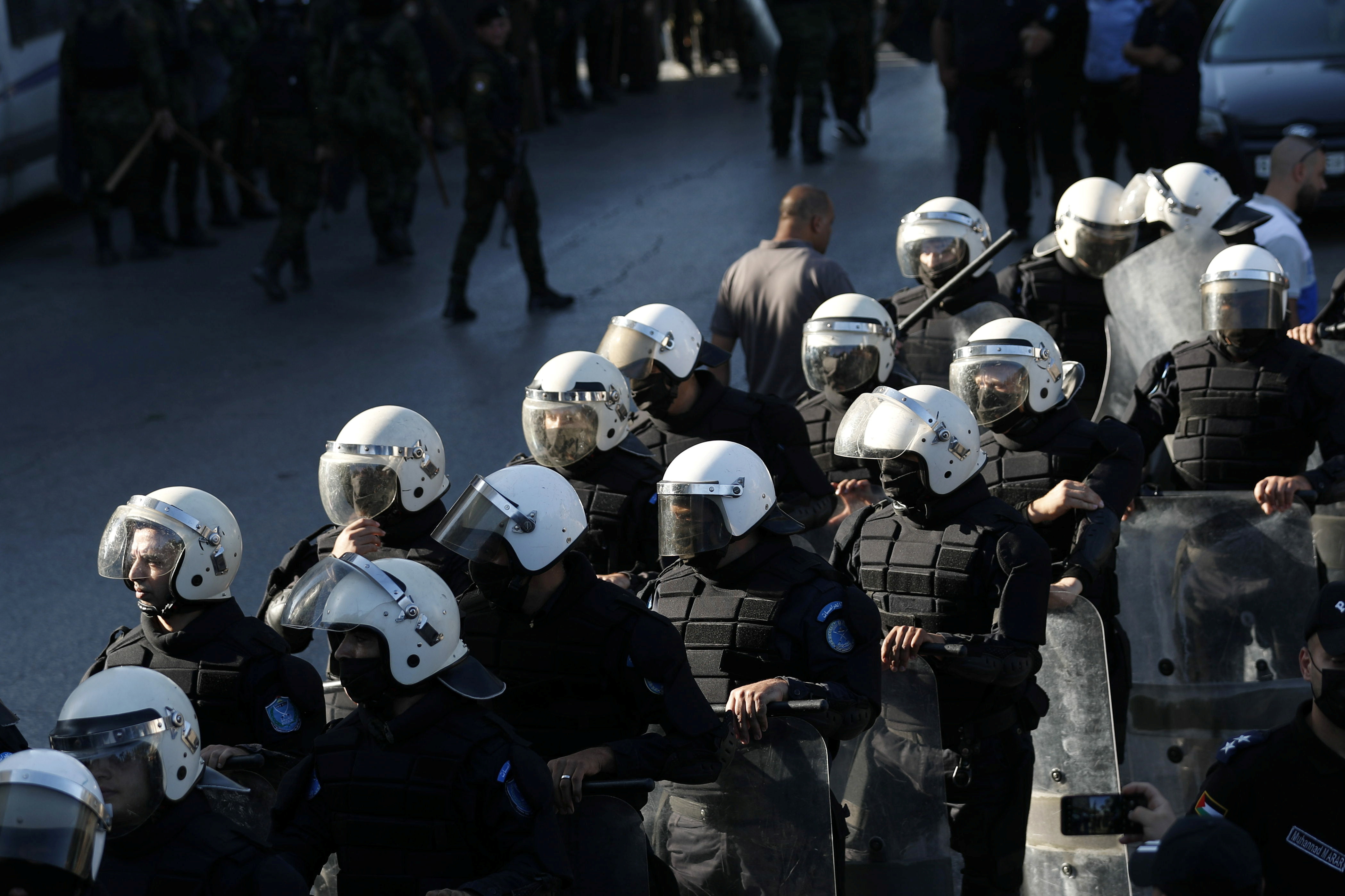 Criticism of Palestinian security forces raises pressure on Abbas | Reuters