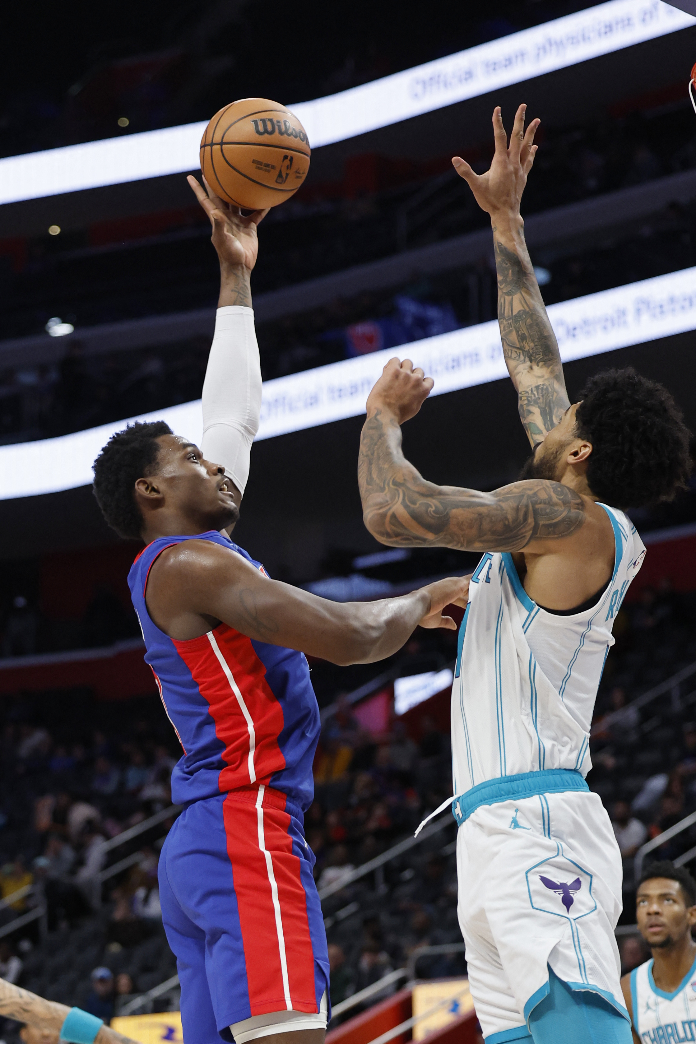 Pistons topple Hornets for rare victory | Reuters