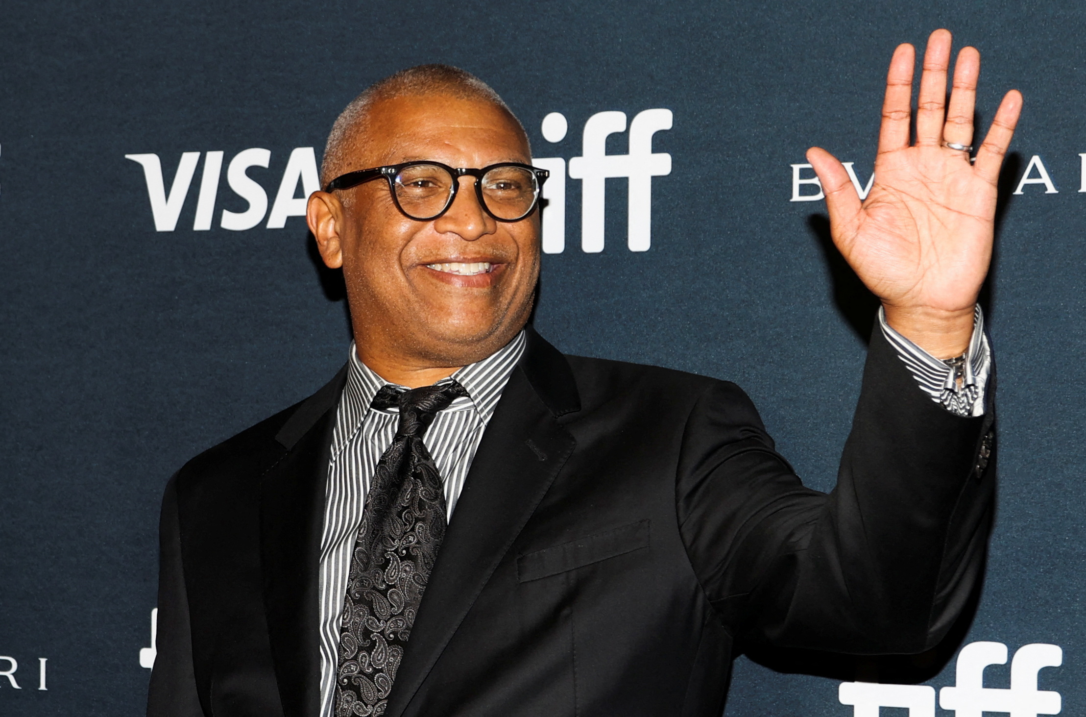 Oprah-produced 'Sidney' shows how Poitier 'redefined' Hollywood | Reuters