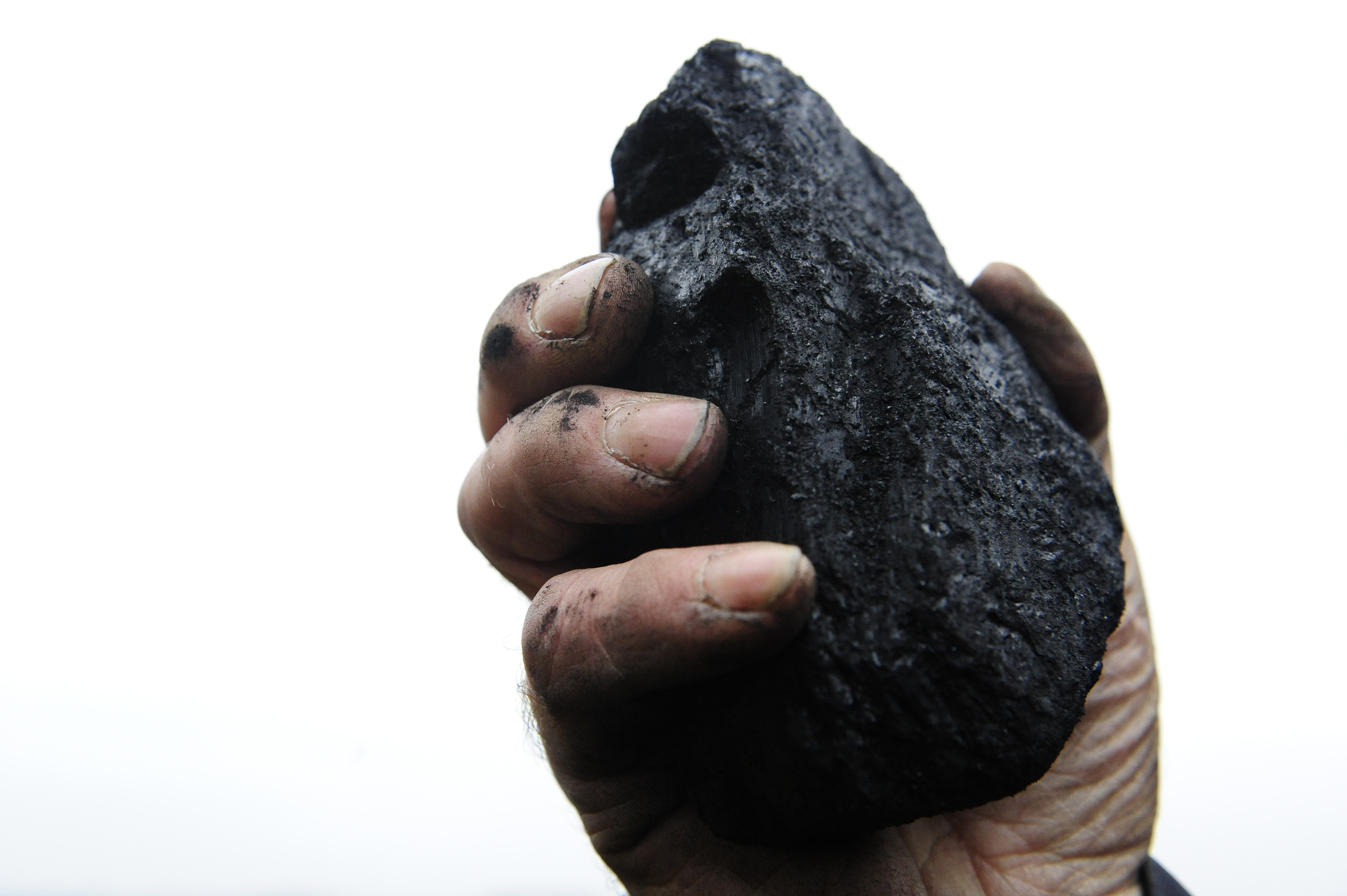 Farallon And Co Put Price On Coal s Pariah Status Reuters Farallon And Co Put Price On Coal s Pariah Status Reuters