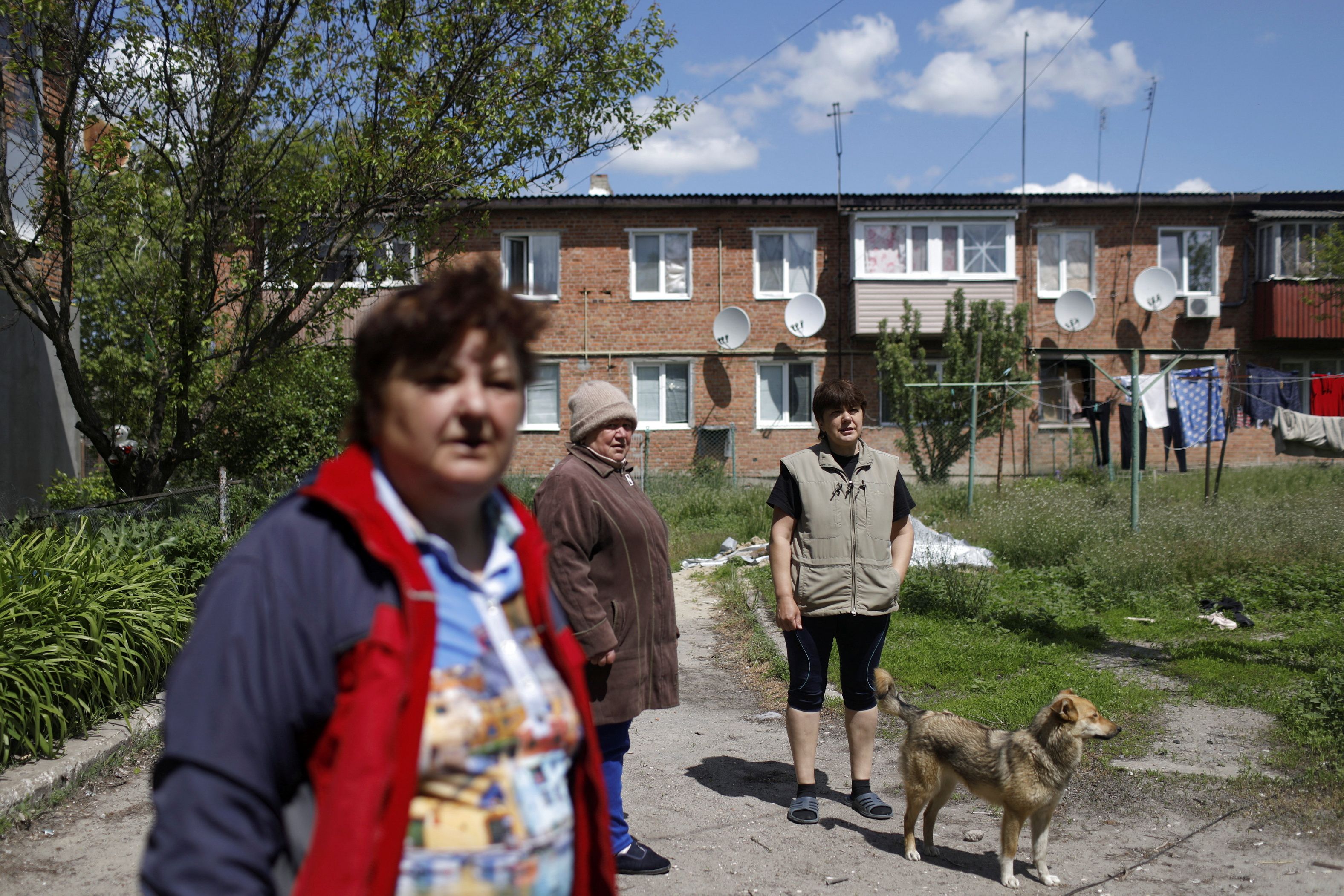 One war, two worlds: Ukraine neighbours face shelling with defiance or ...