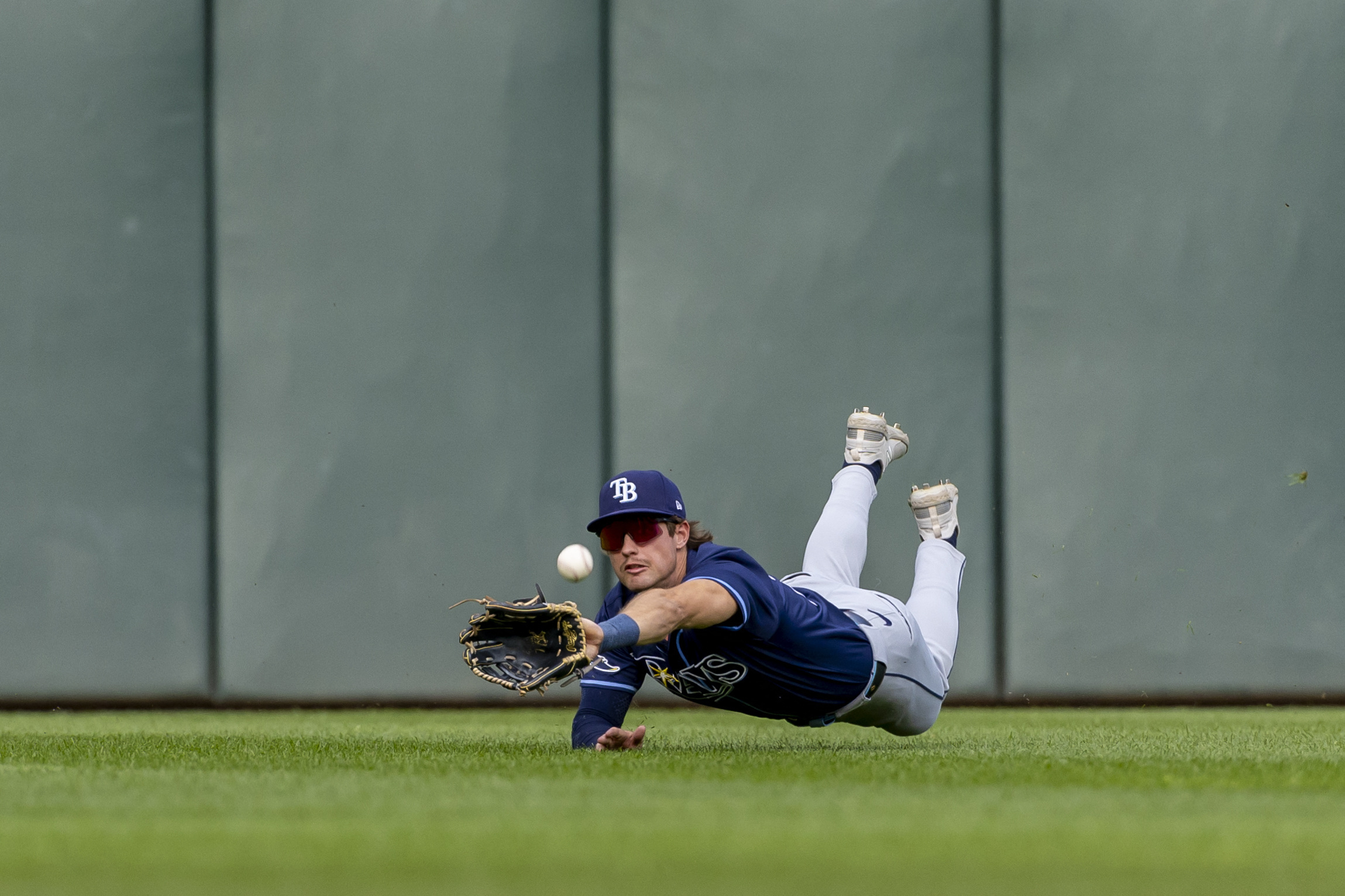 Rays top Twins thanks to throwing error in 10th | Reuters