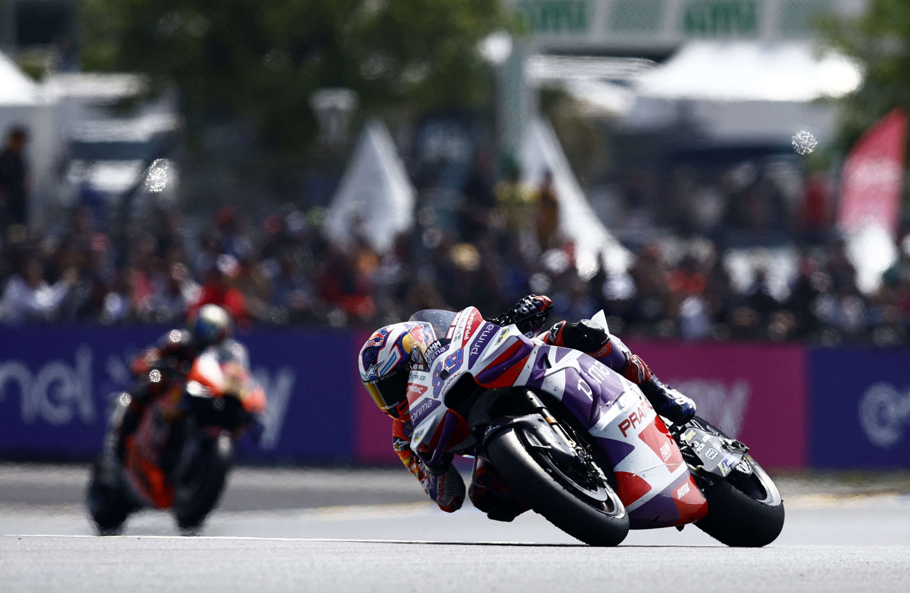 Martin claims first sprint win at French Grand Prix | Reuters