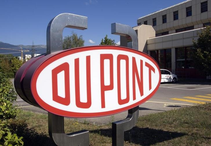 Judge greenlights North Carolina PFAS class action against DuPont ...