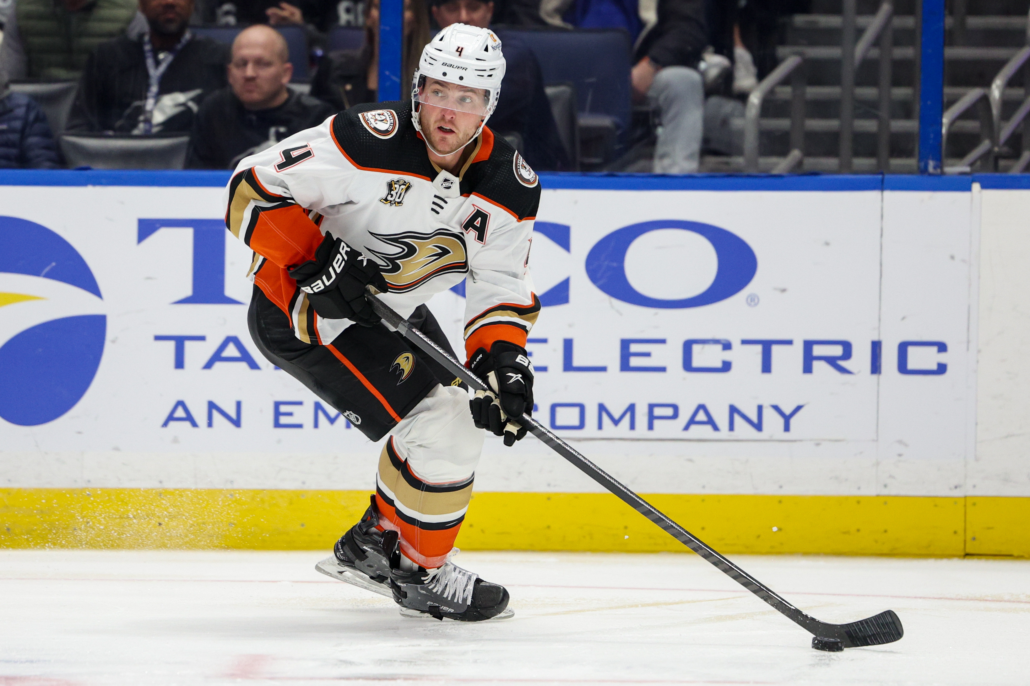 Lightning too much for Ducks in 5-1 win | Reuters