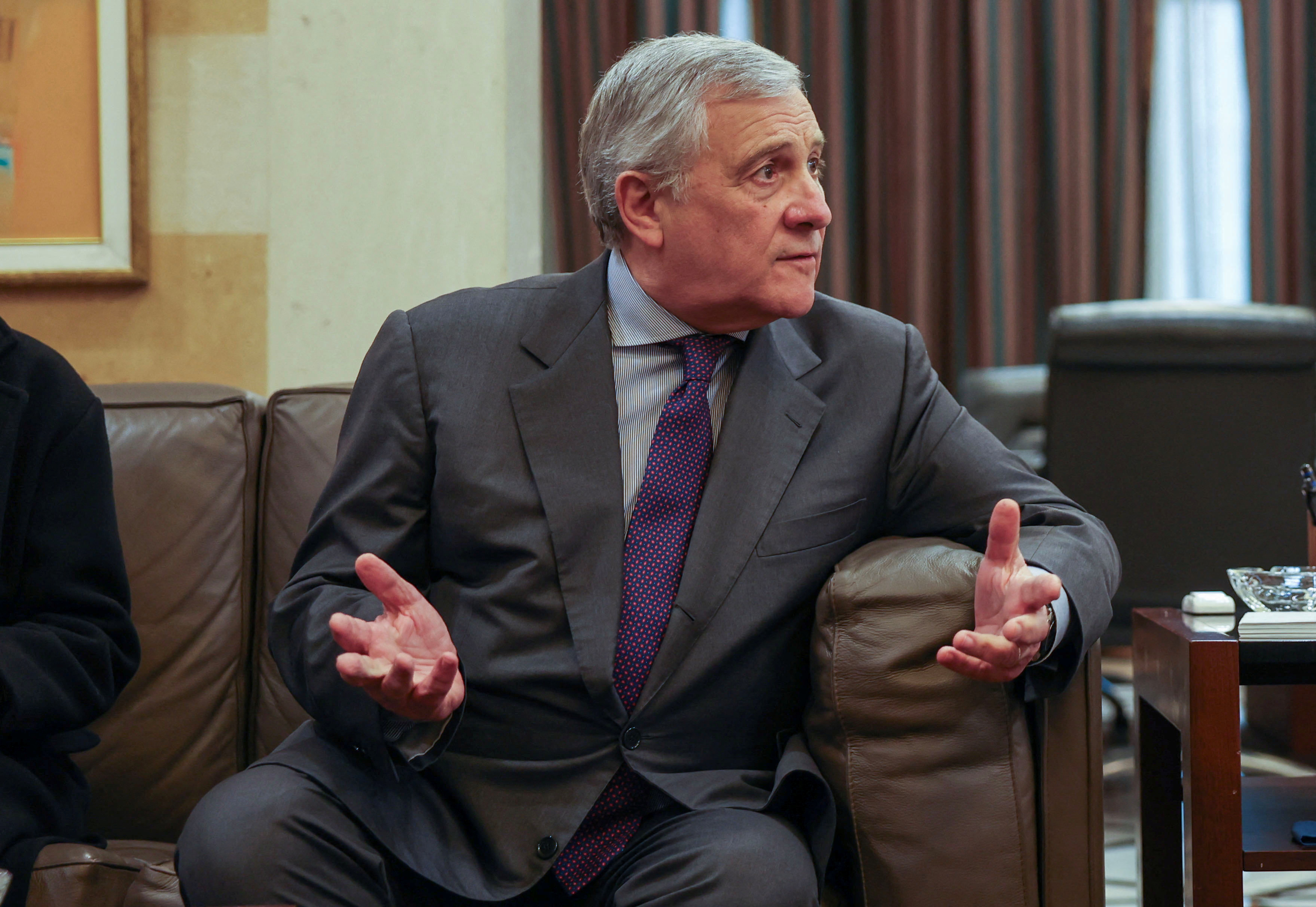 Italy foreign minister sees Ukraine joining EU and NATO once war ends ...
