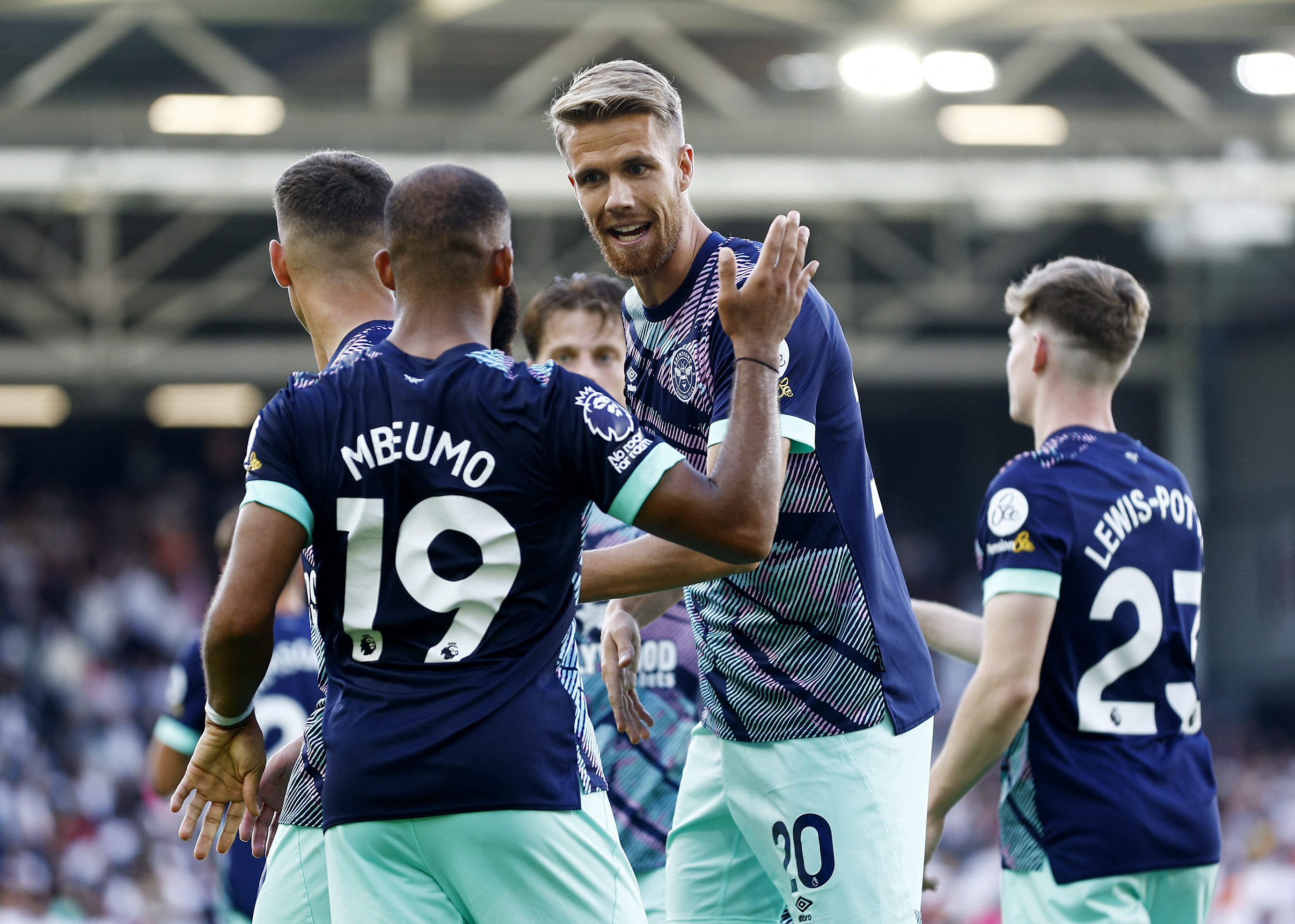 Bullet point previews of Premier League matches | Reuters