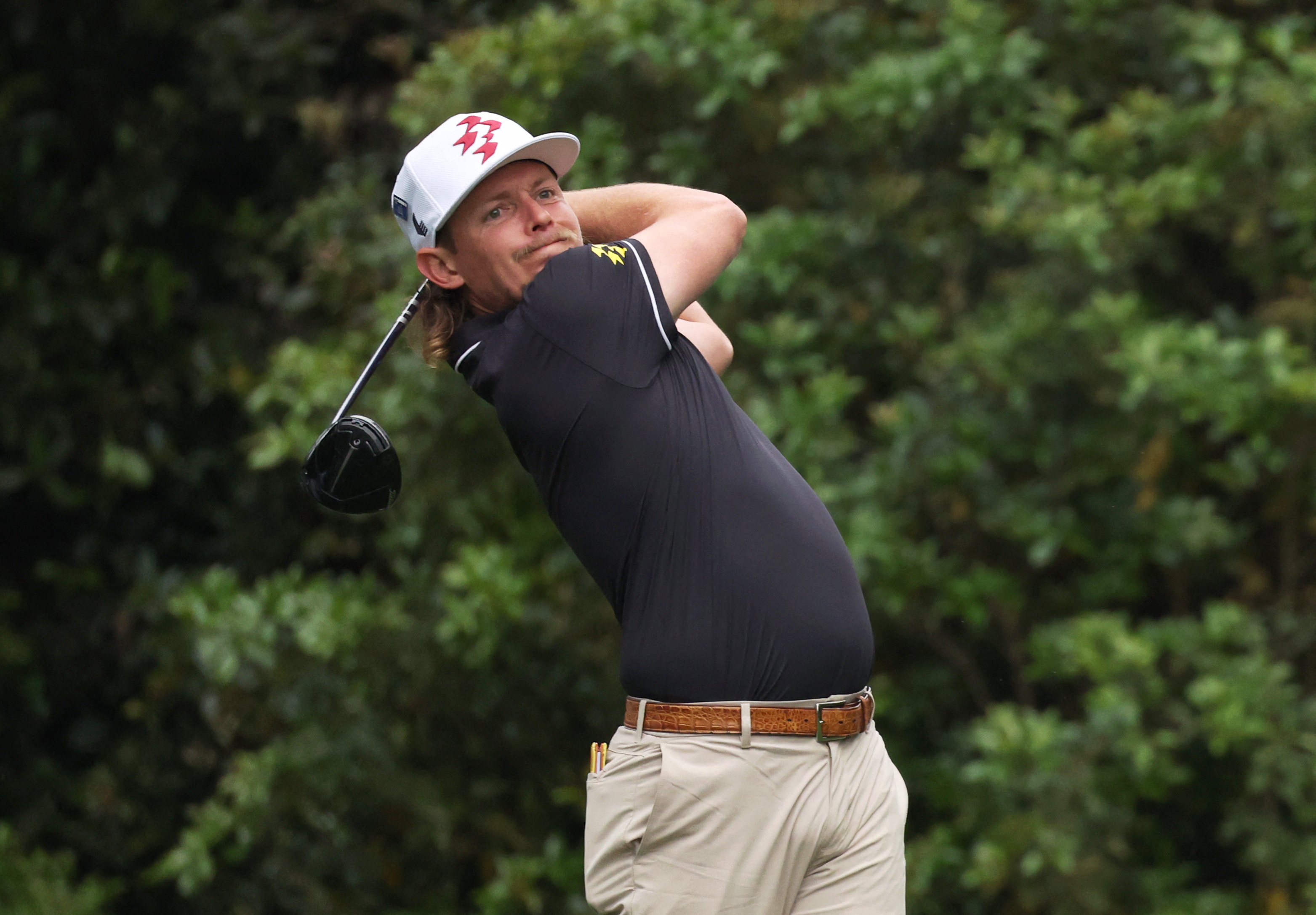 Smith gets in Masters practice after bout of food poisoning | Reuters