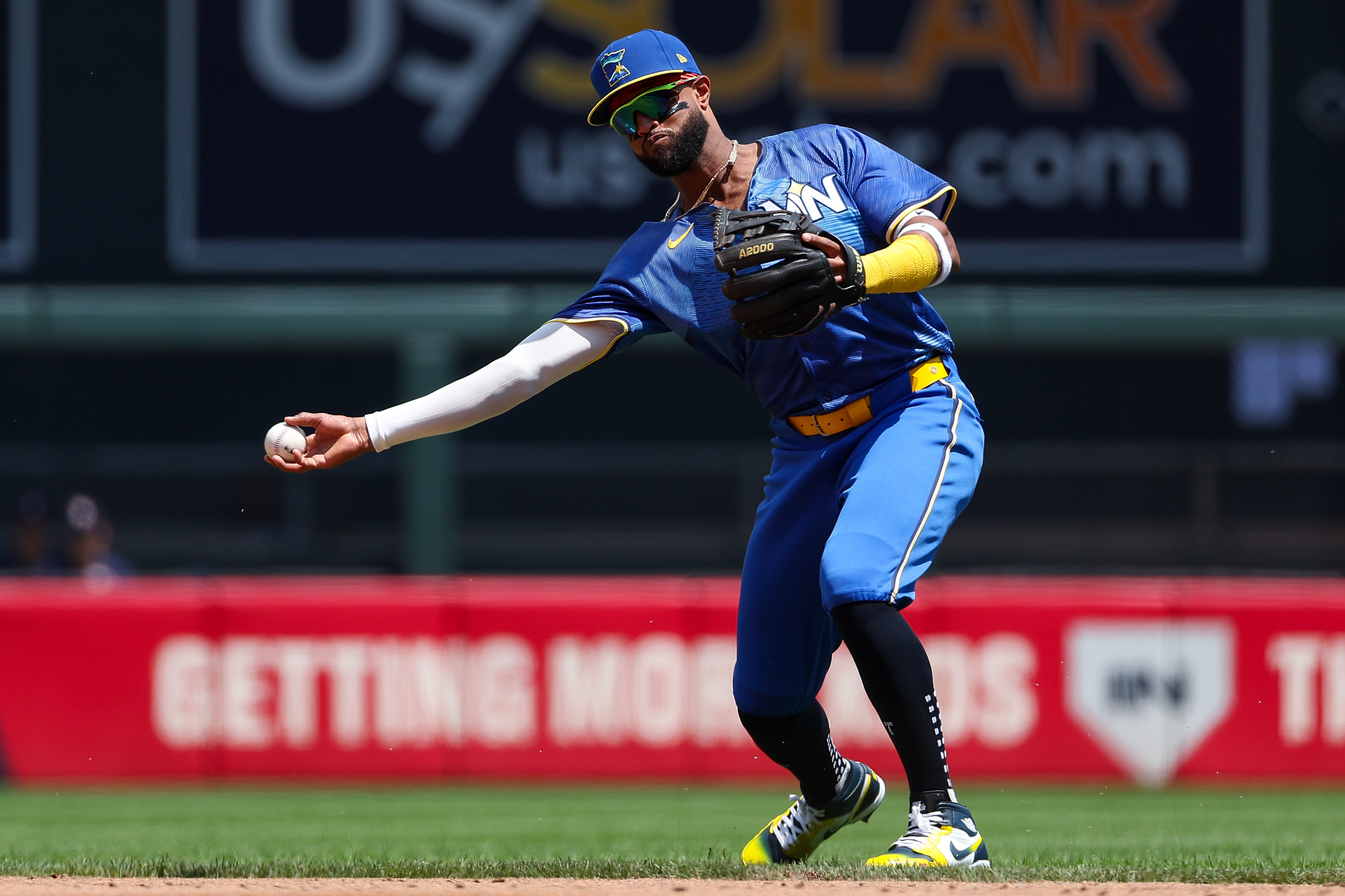 Jose Miranda ties consecutive-hits record, Twins handle Astros | Reuters