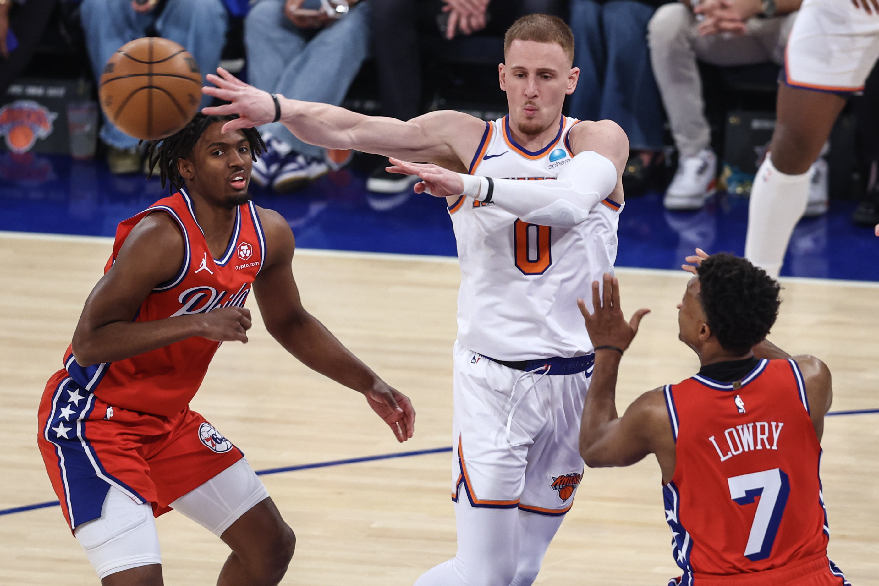 Knicks squander lead but hang on for Game 1 win over Sixers | Reuters