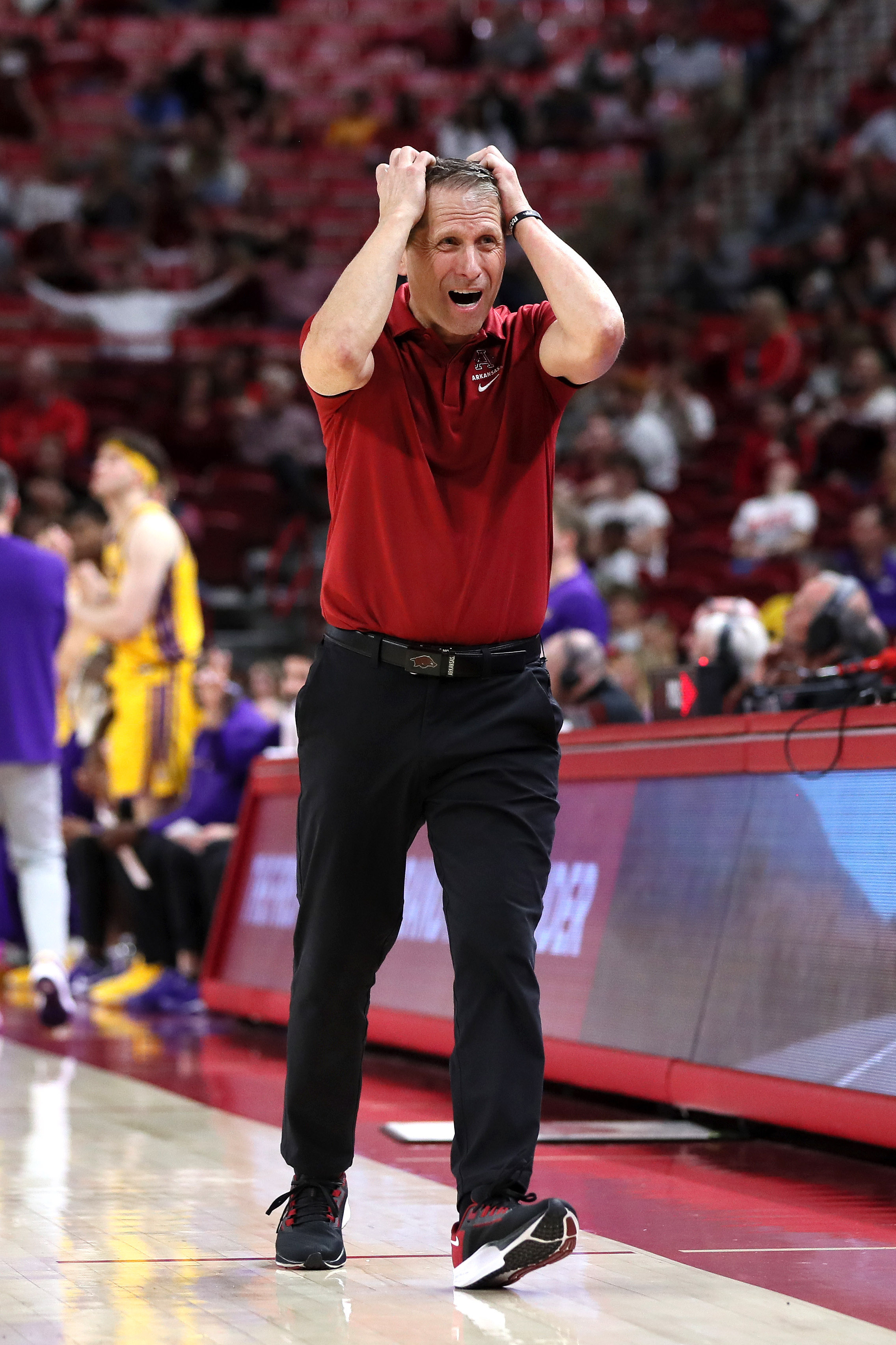 Khalif Battle, Arkansas prove to be too much to handle for LSU | Reuters