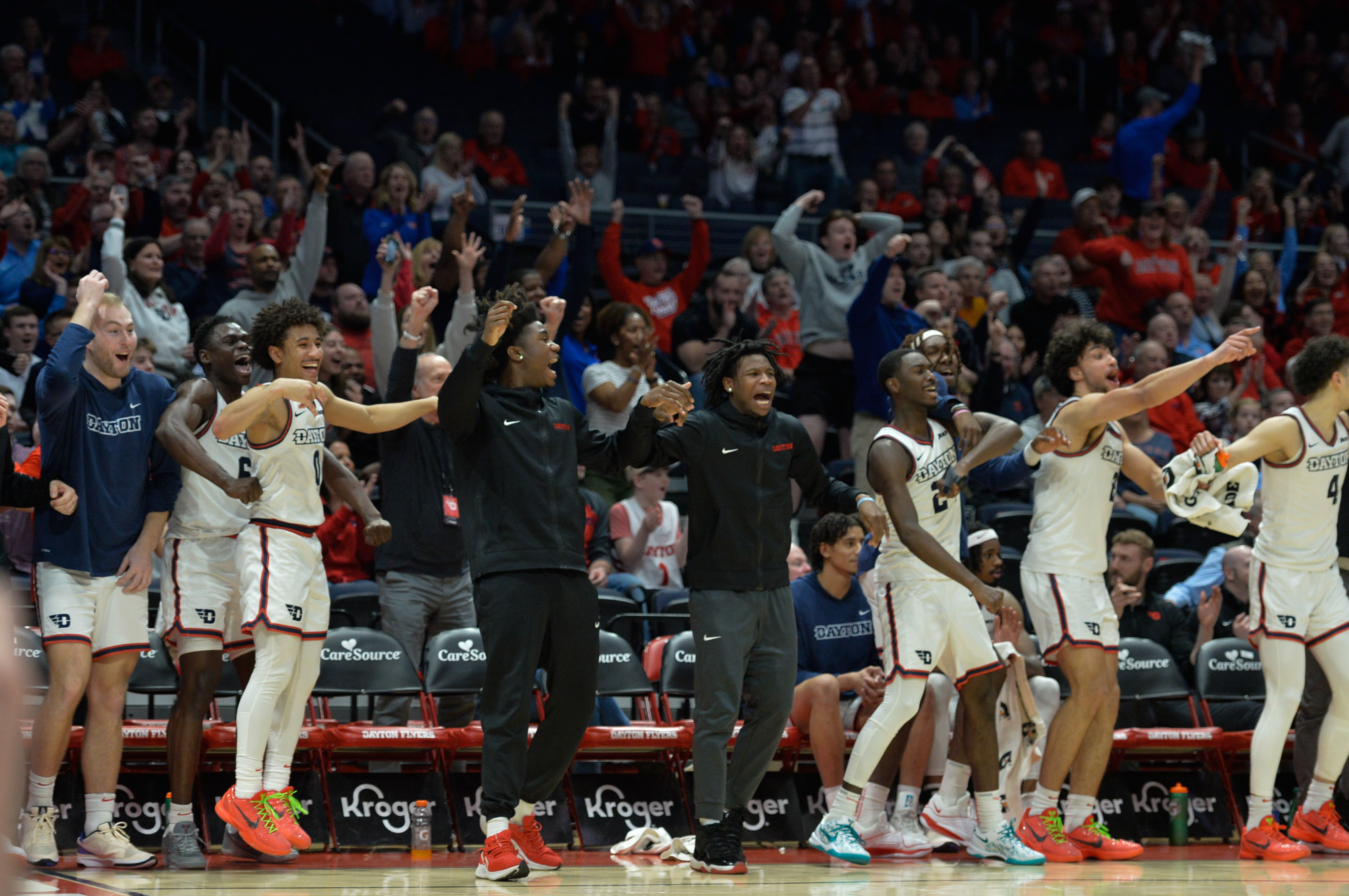 Des Watson guides Loyola Chicago past No. 21 Dayton | Reuters