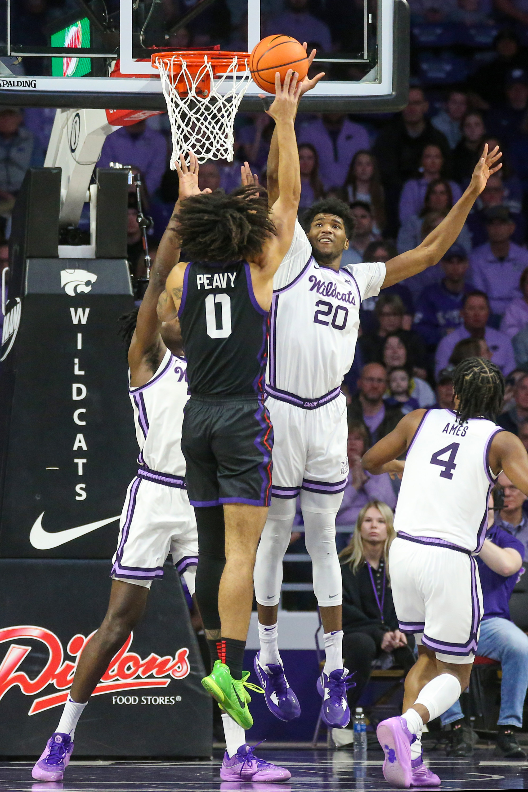Jameer Nelson’s late 3-pointer lifts TCU over K-State | Reuters