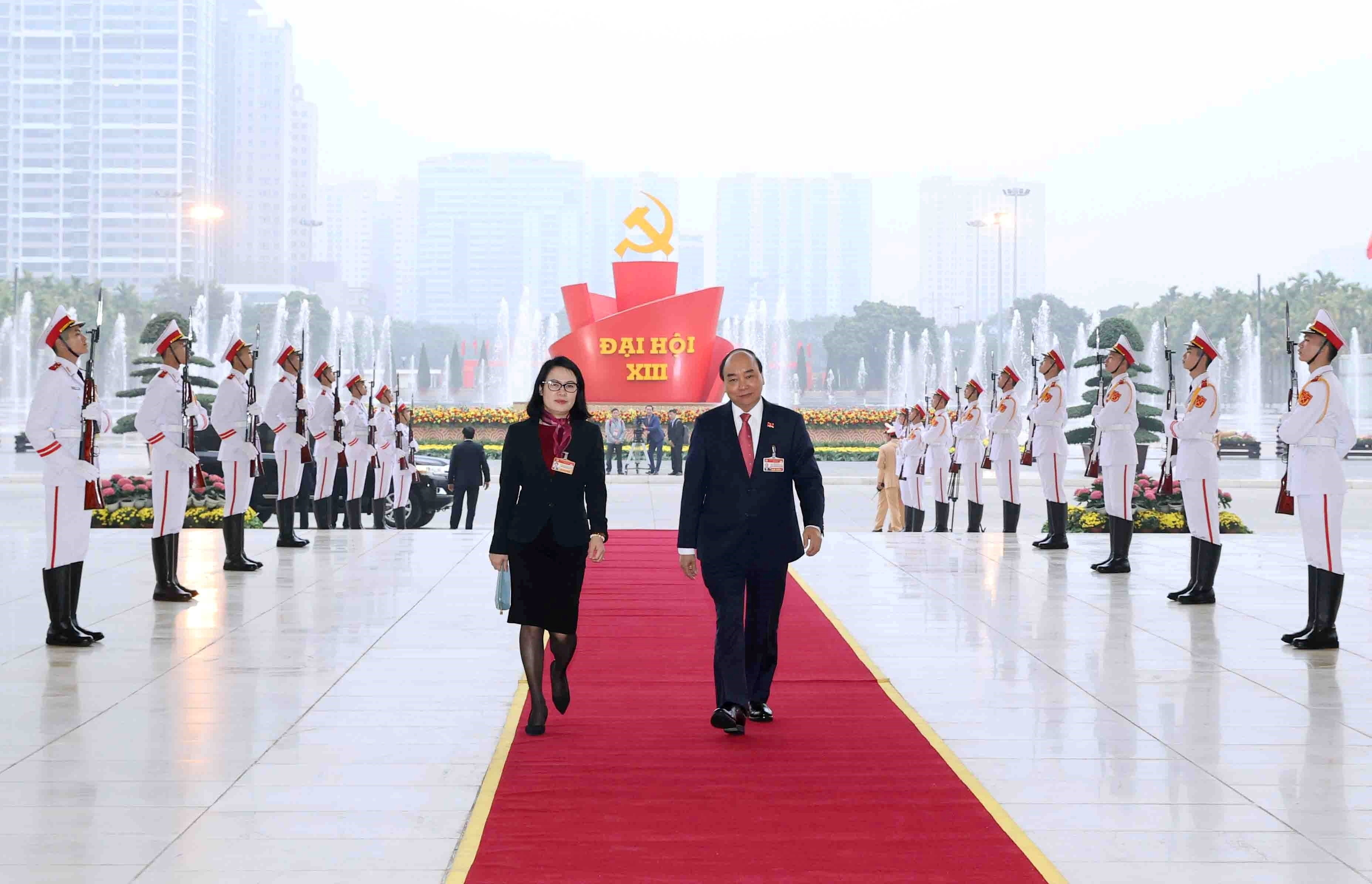 Vietnam's Communists proclaim pandemic, economic wins at Party congress ...