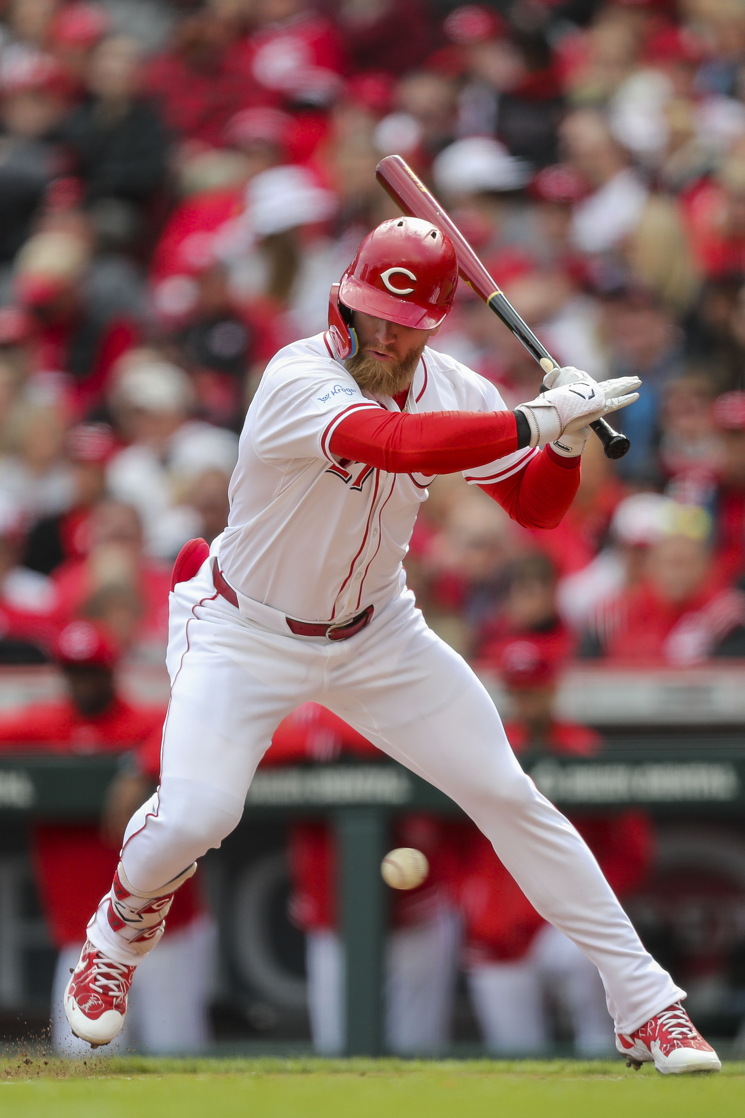 Nick Martini belts 2 HRs as Reds top Nationals | Reuters