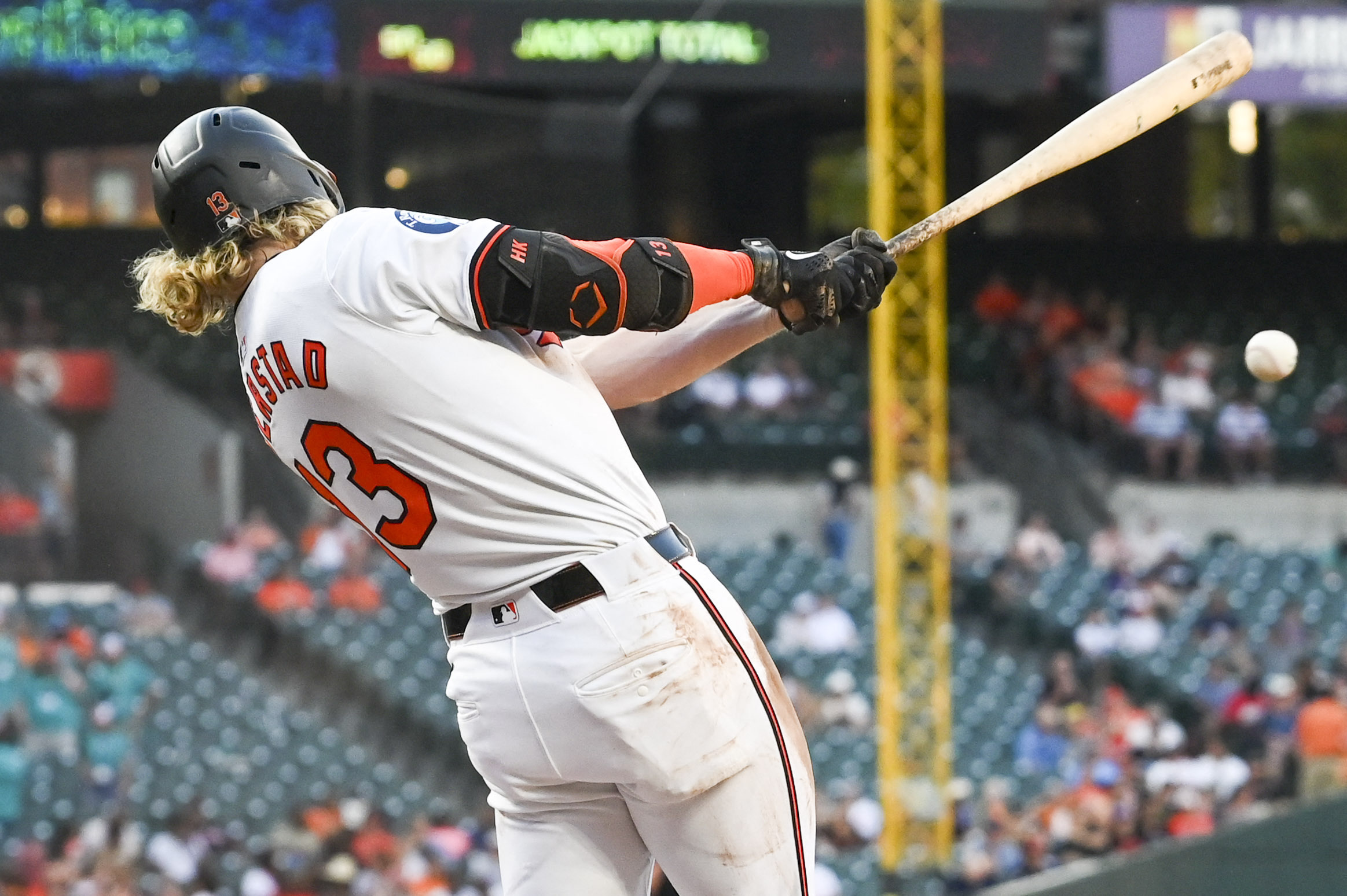 Jose Ramirez's solo shot lifts Guardians over O's | Reuters