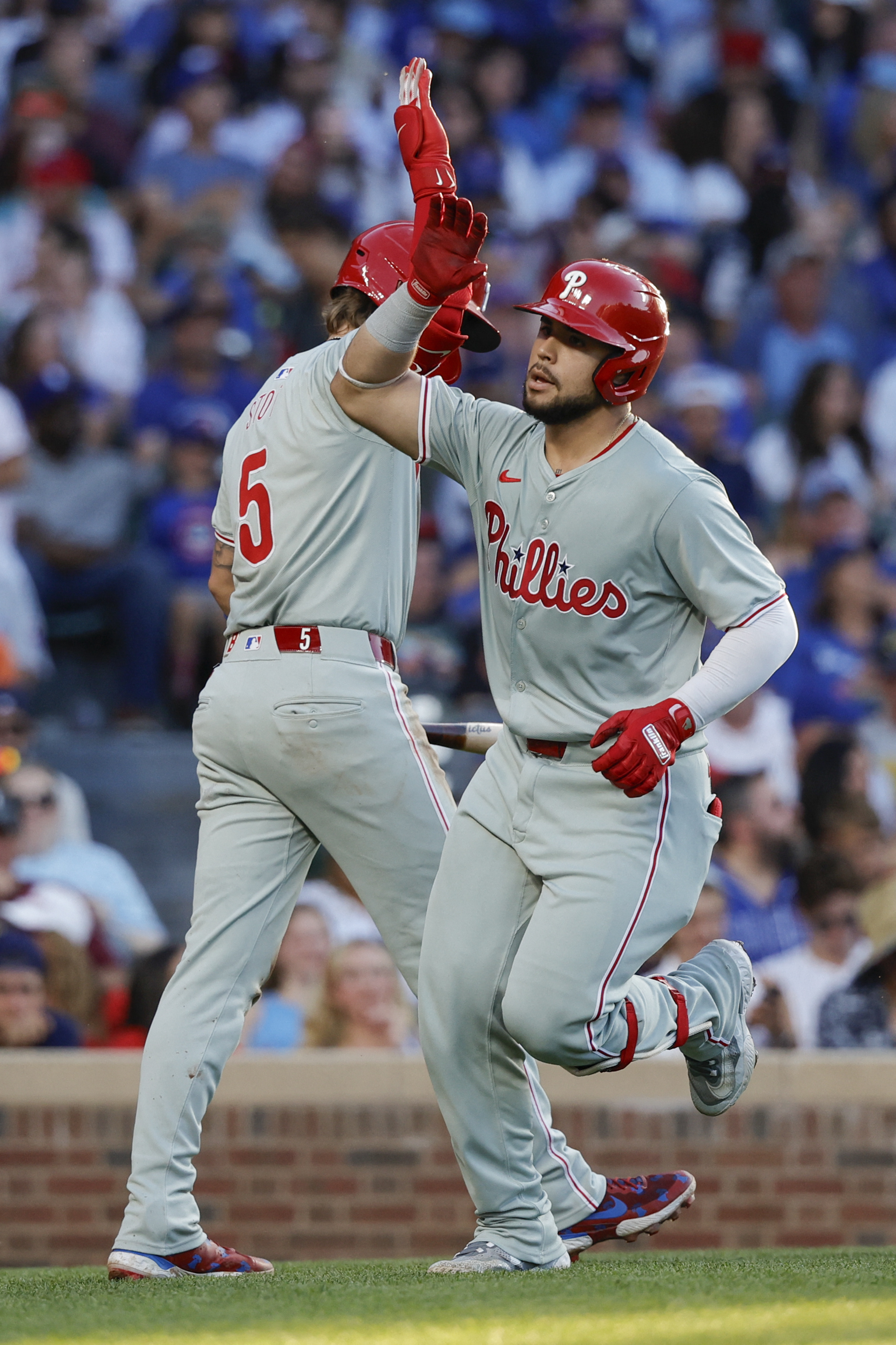 Phillies power up in second straight win over Cubs | Reuters