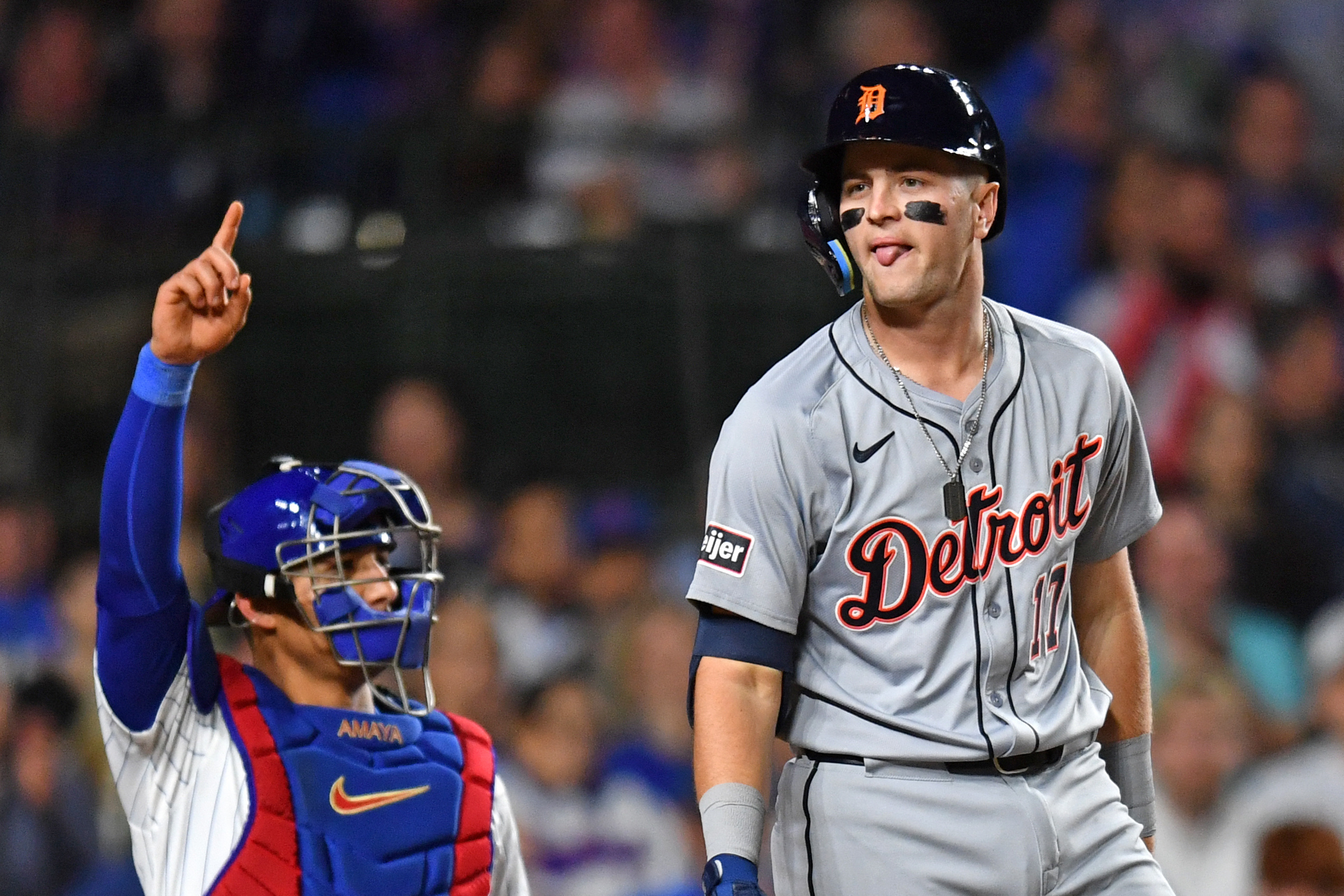 Cody Bellinger's timely hit backs Javier Assad as Cubs handle hot ...