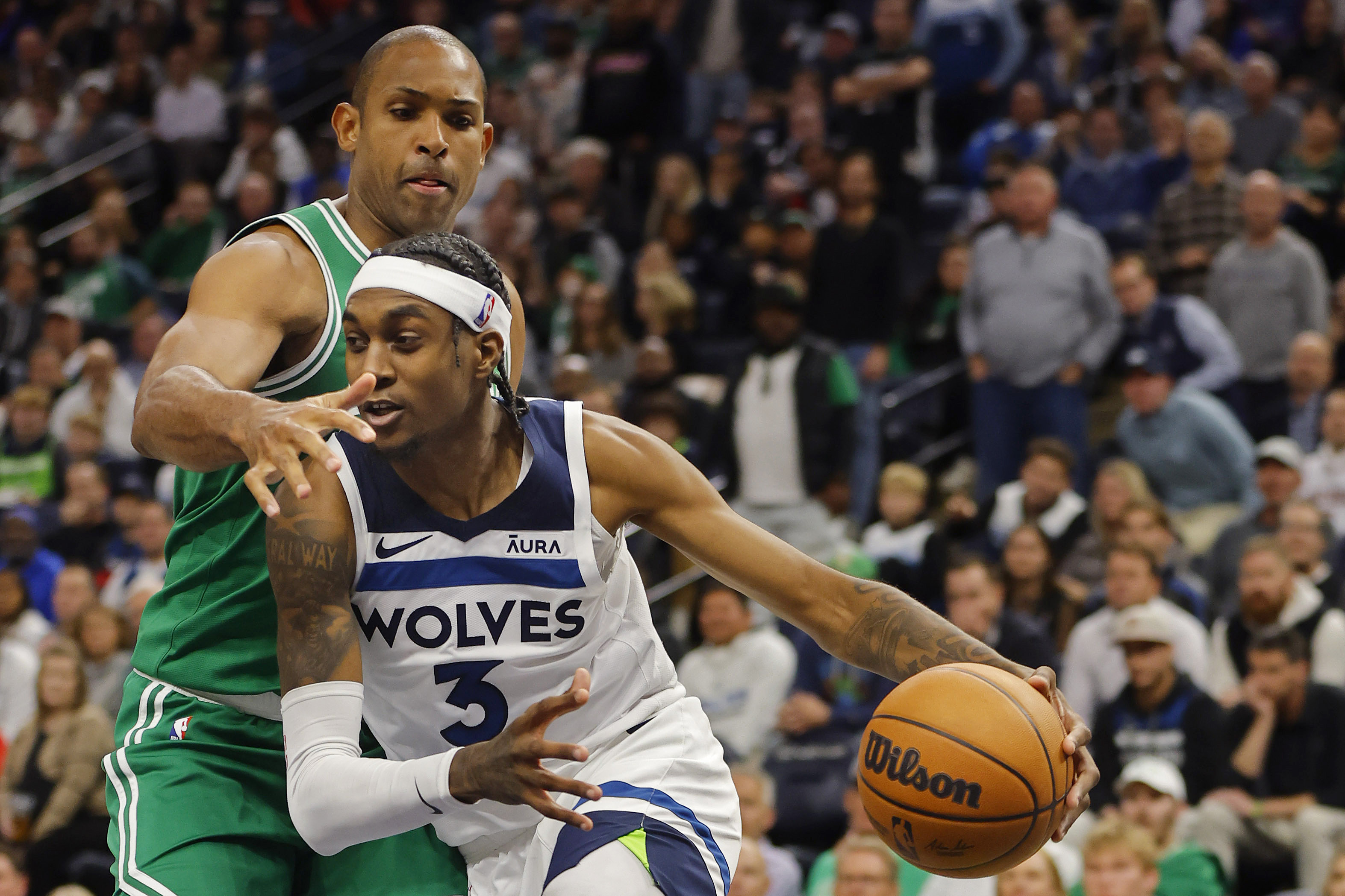 Anthony Edwards helps Wolves end Celtics' unbeaten start | Reuters