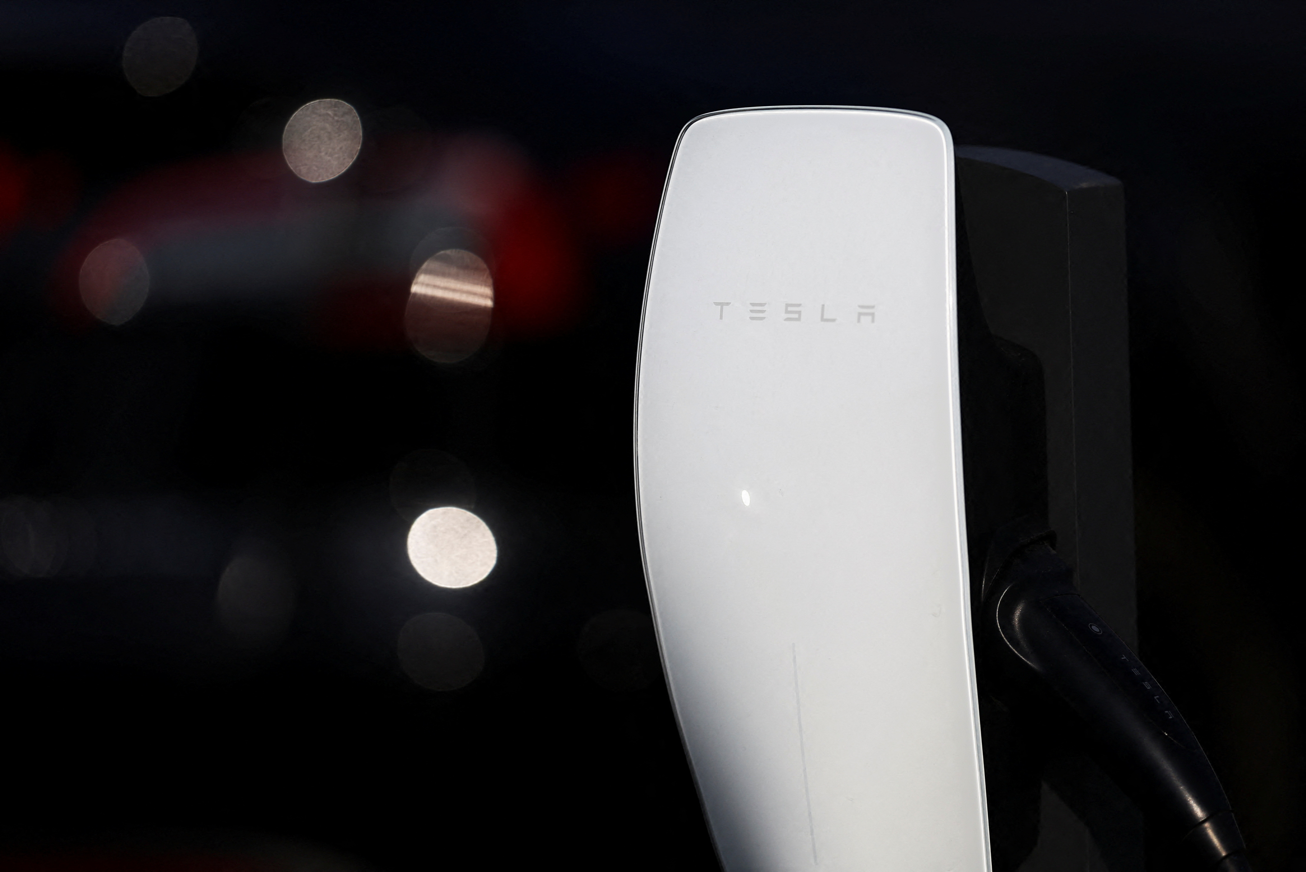 Tesla Germany halts work as Musk calls suspected arson 'extremely dumb ...