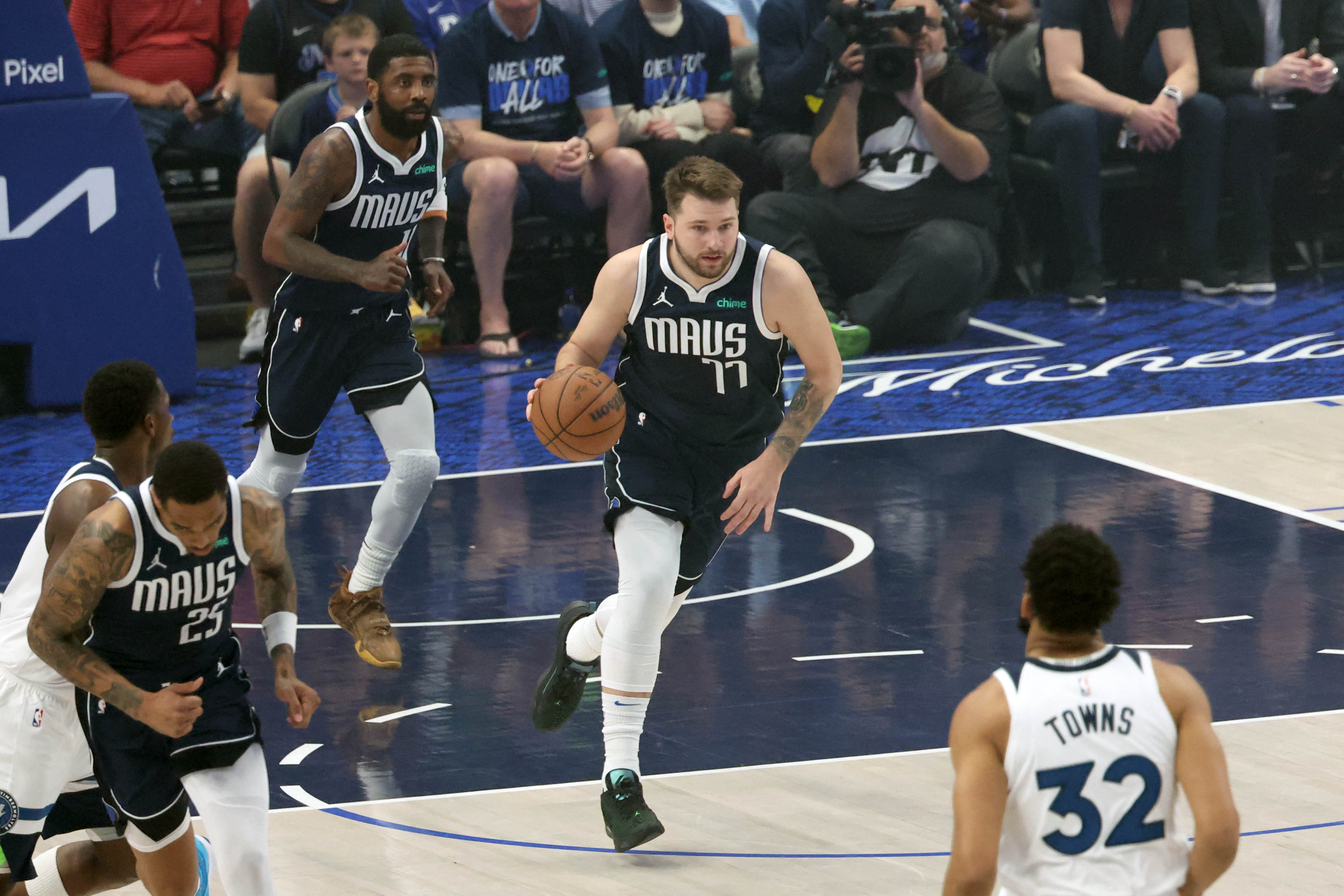 Team effort pushes Mavericks to 3-0 lead over Timberwolves | Reuters