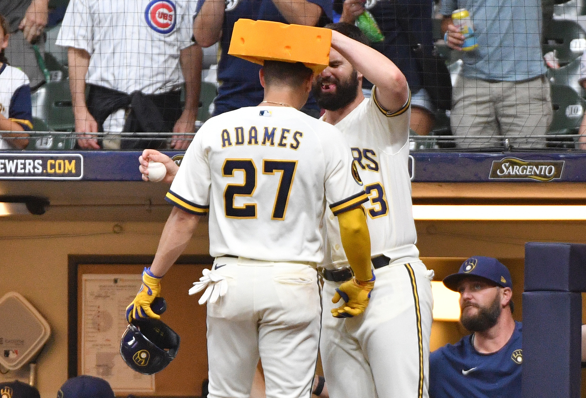 Mike Tauchman's heroics push Cubs past Brewers | Reuters