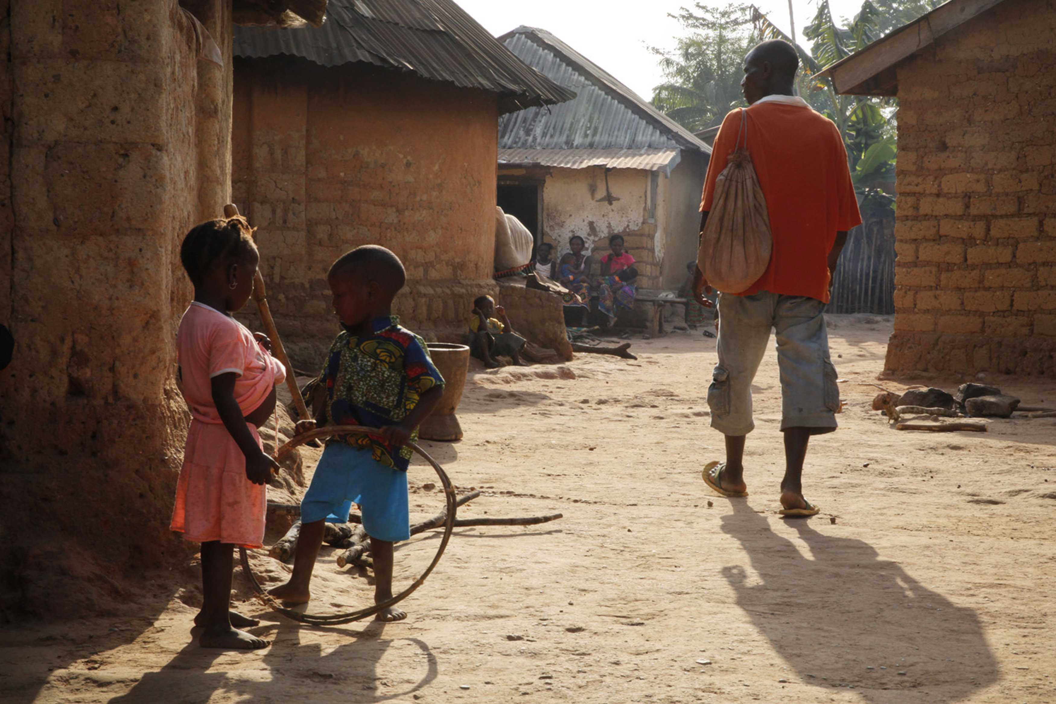 Guinea starts vaccinating children against COVID-19 with Pfizer ...