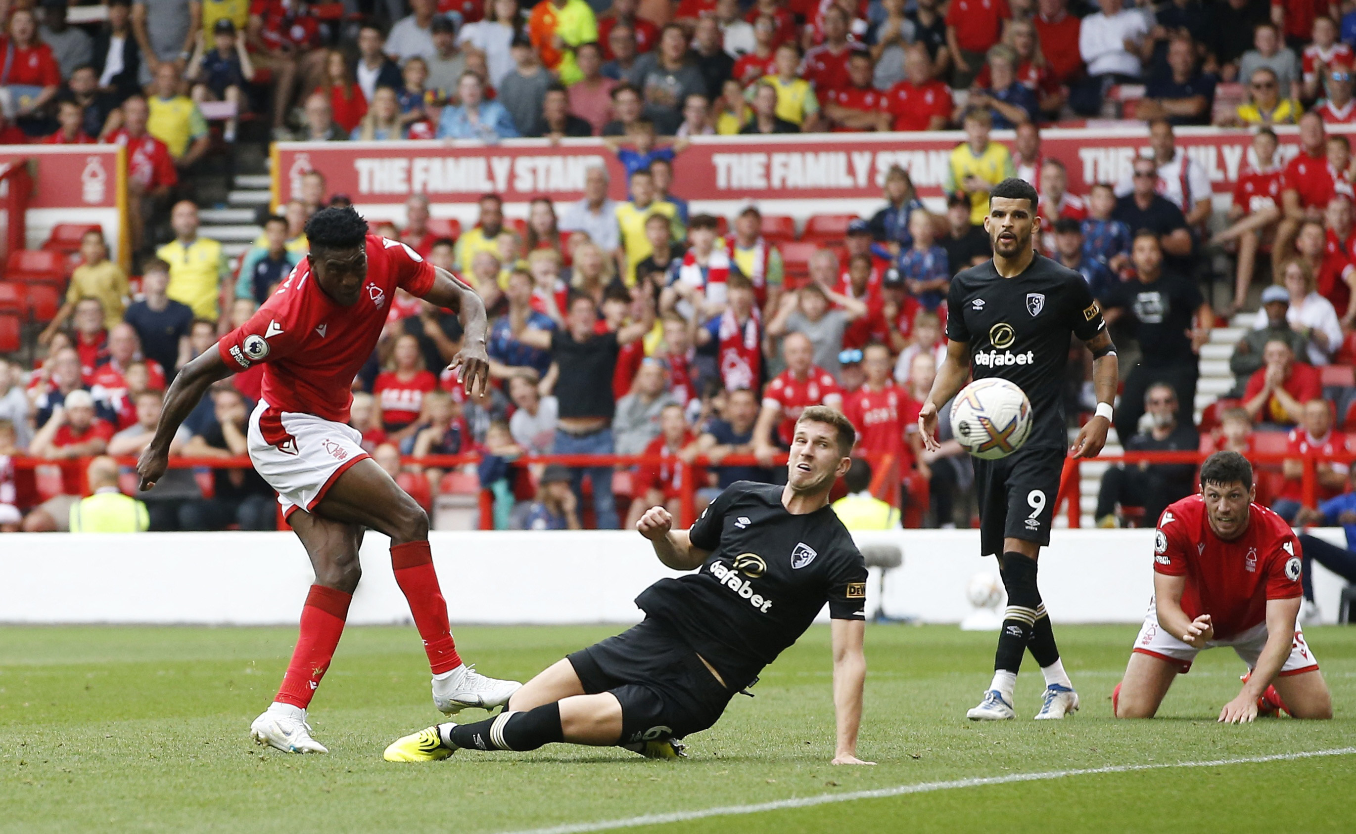 Super sub Anthony scores as Bournemouth fight back to beat Forest | Reuters