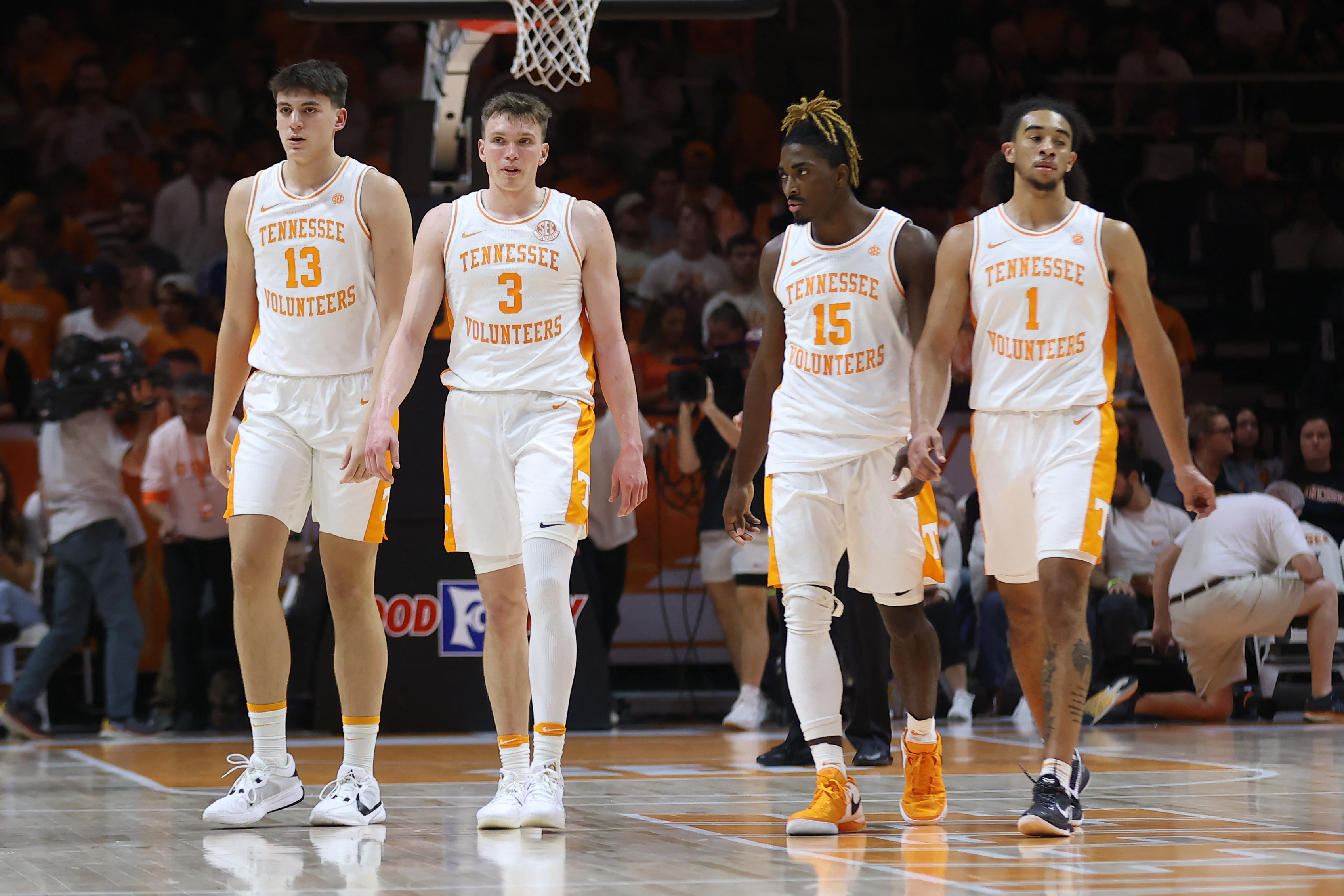 No. 9 Tennessee breezes by Tennessee Tech, 80-42 | Reuters