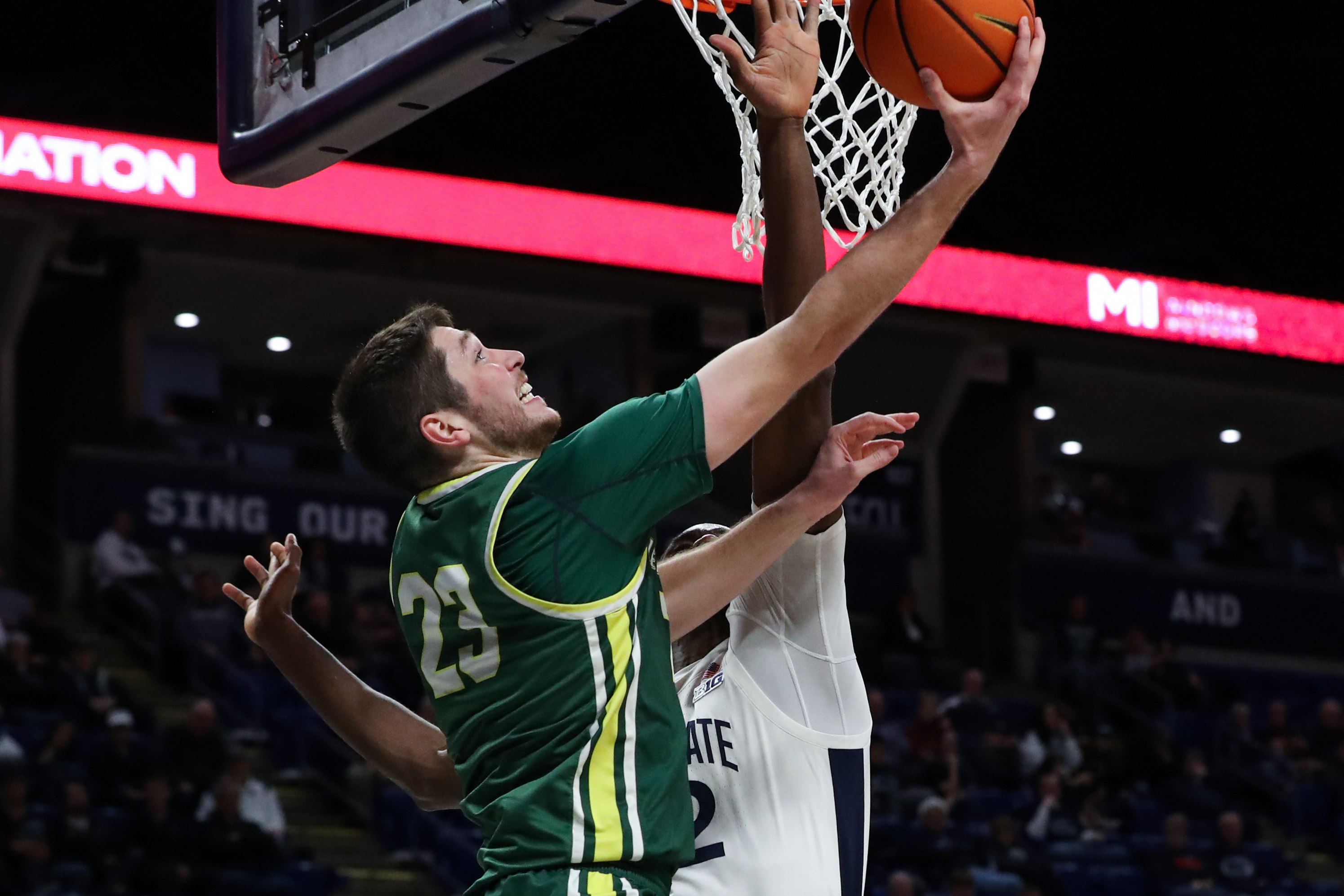 Kanye Clary puts up 20 as Penn State tops Le Moyne | Reuters