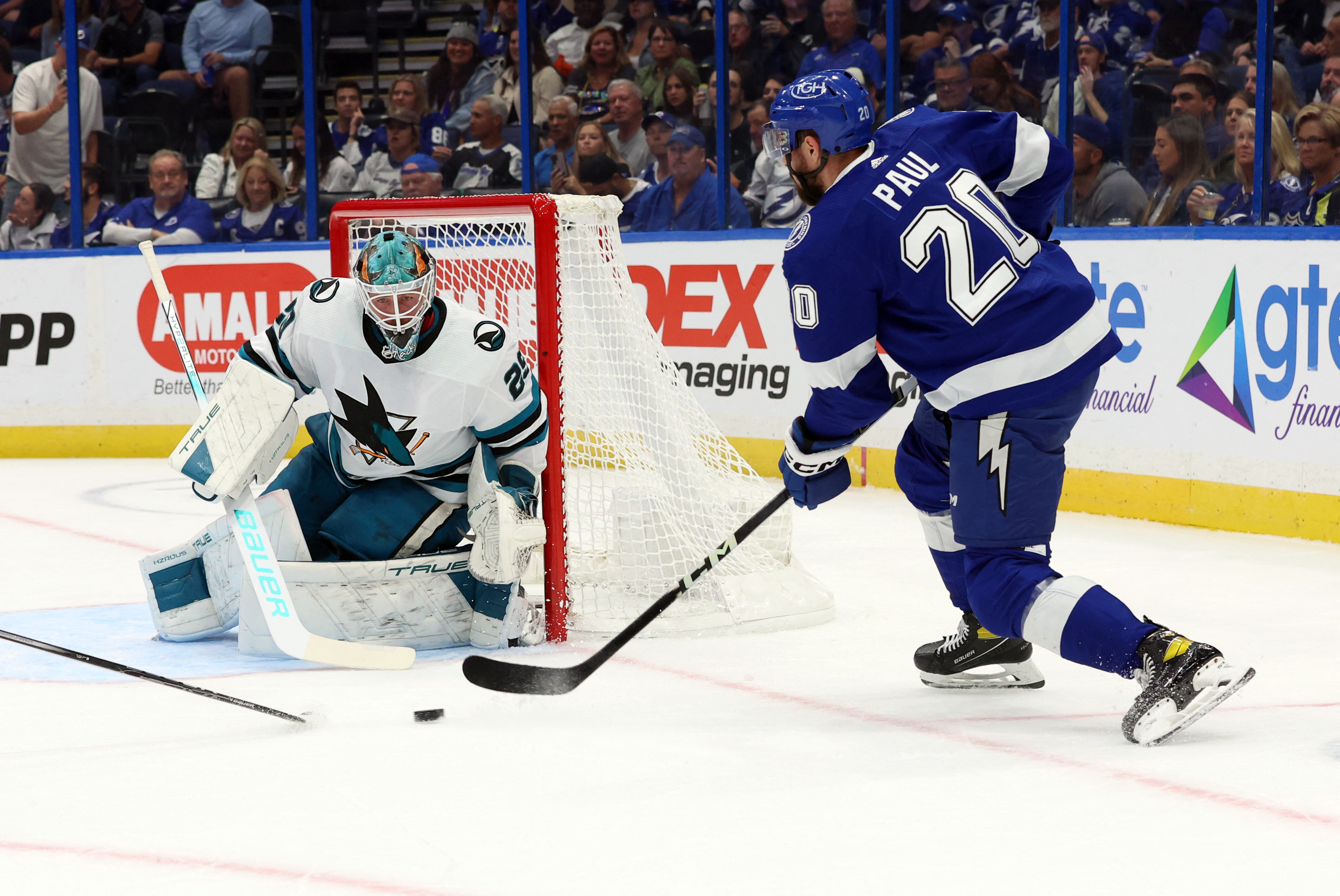 Lightning's second straight shutout keeps Sharks winless | Reuters