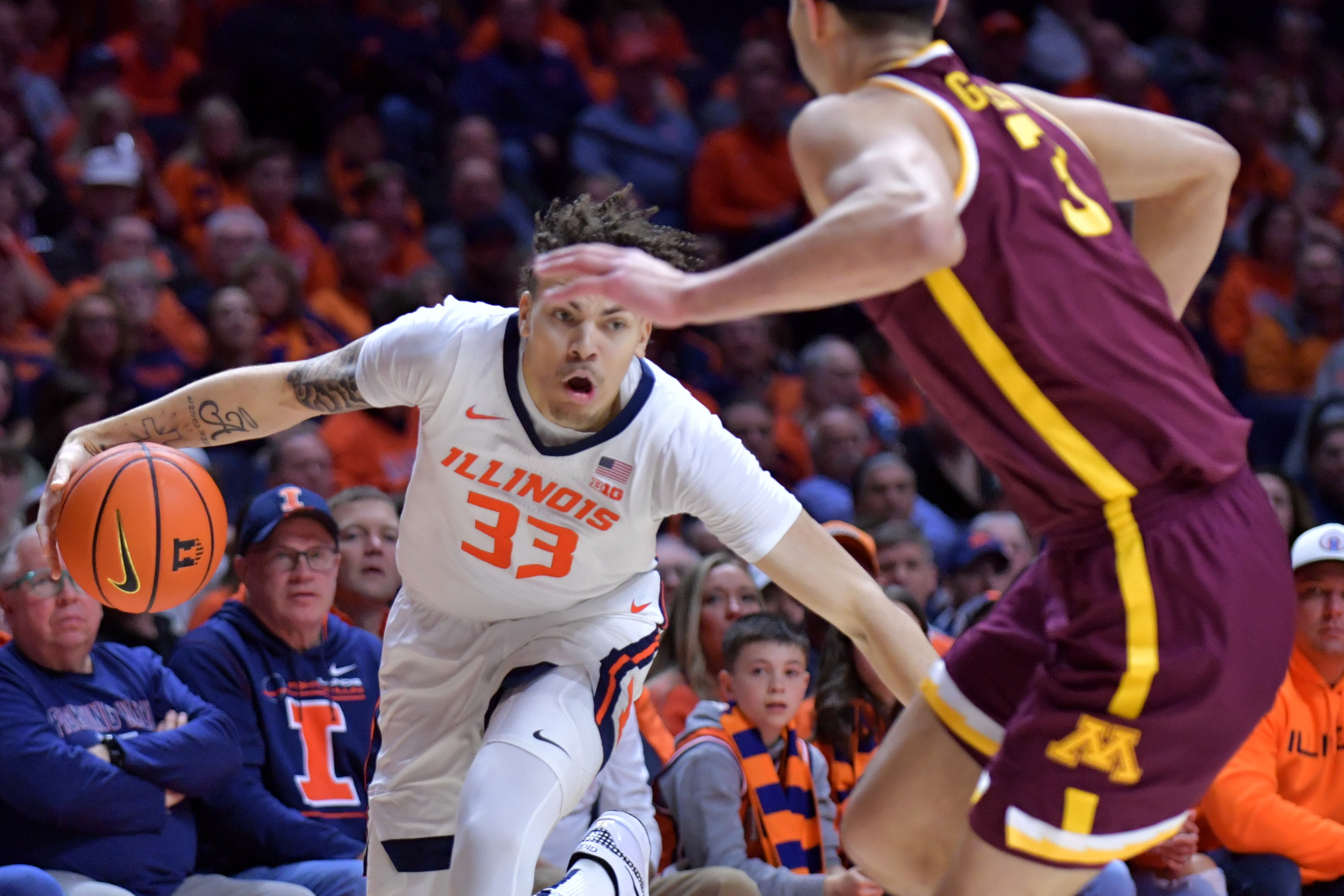 No. 13 Illinois outlasts Minnesota in back-and-forth clash | Reuters
