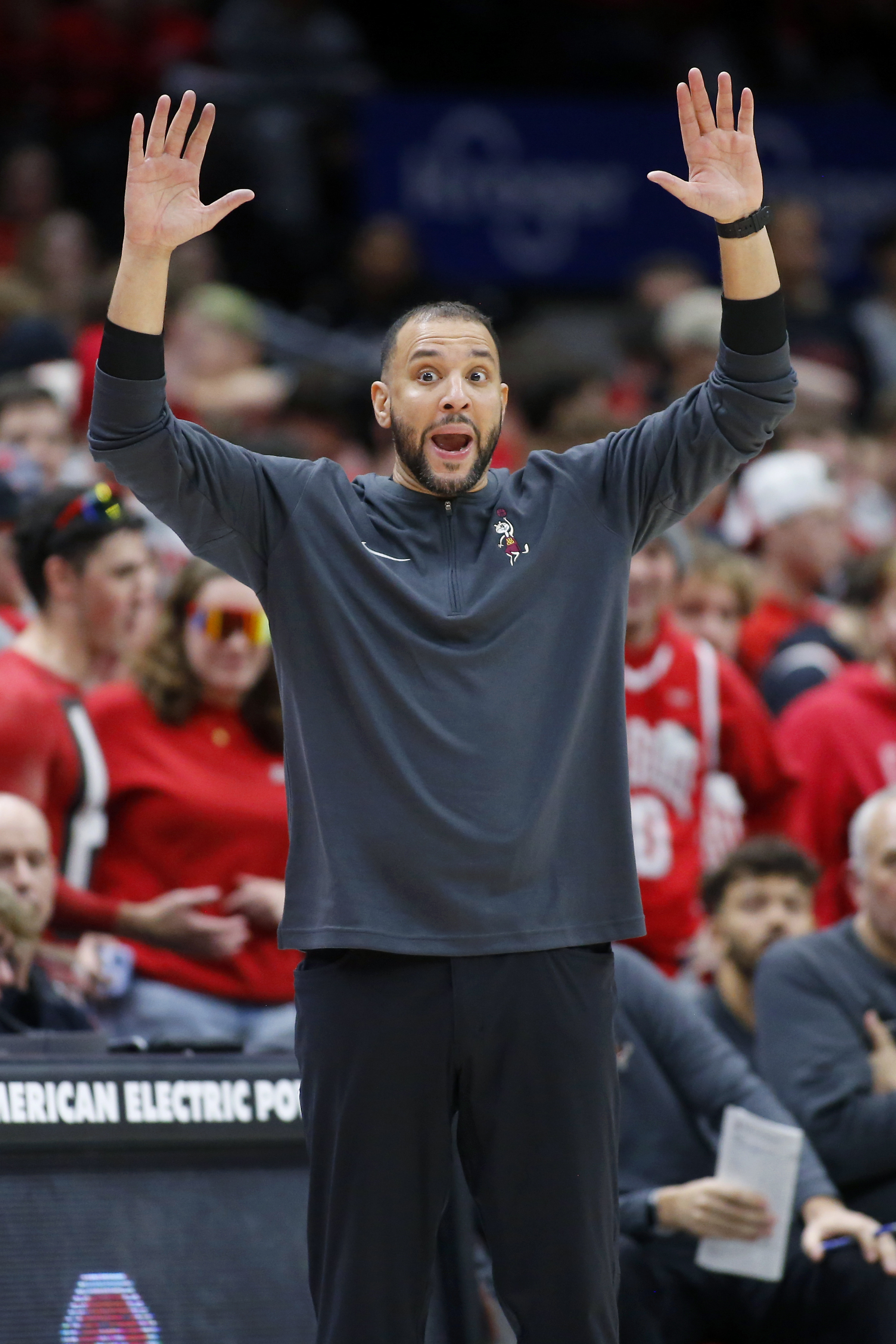 Jamison Battle beats up on old team as Ohio State tops Minnesota | Reuters