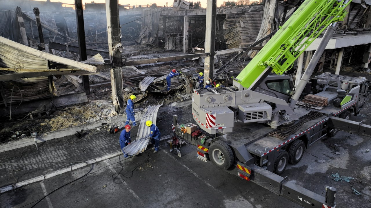 Dozens missing after Russian missile strike on mall kills 18 | Reuters