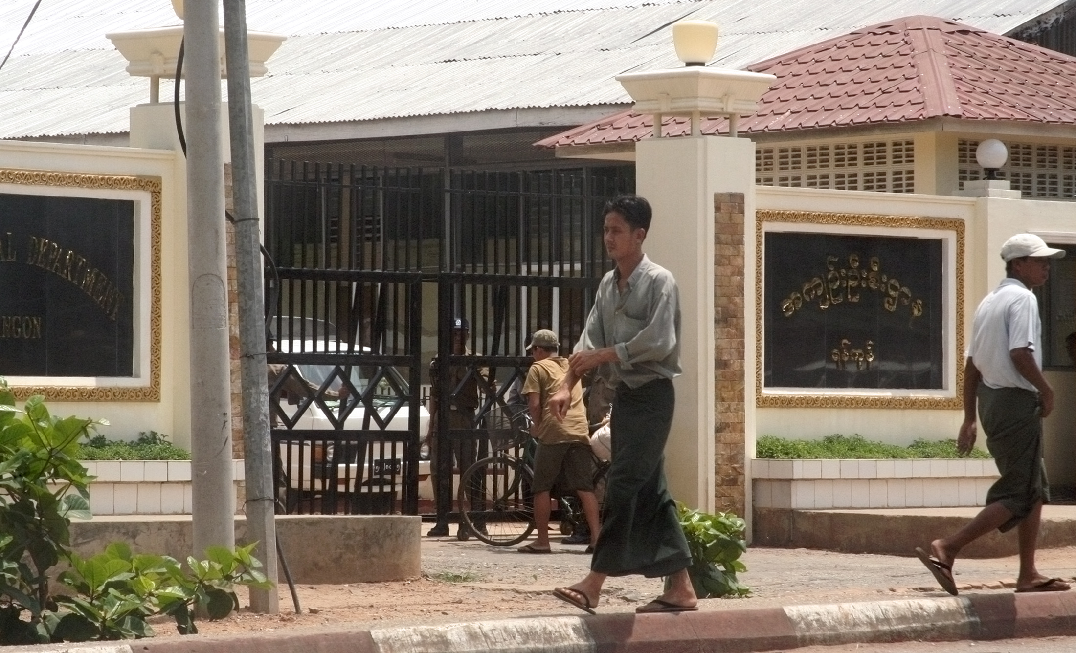 Joy and scepticism as Myanmar frees hundreds held since coup | Reuters