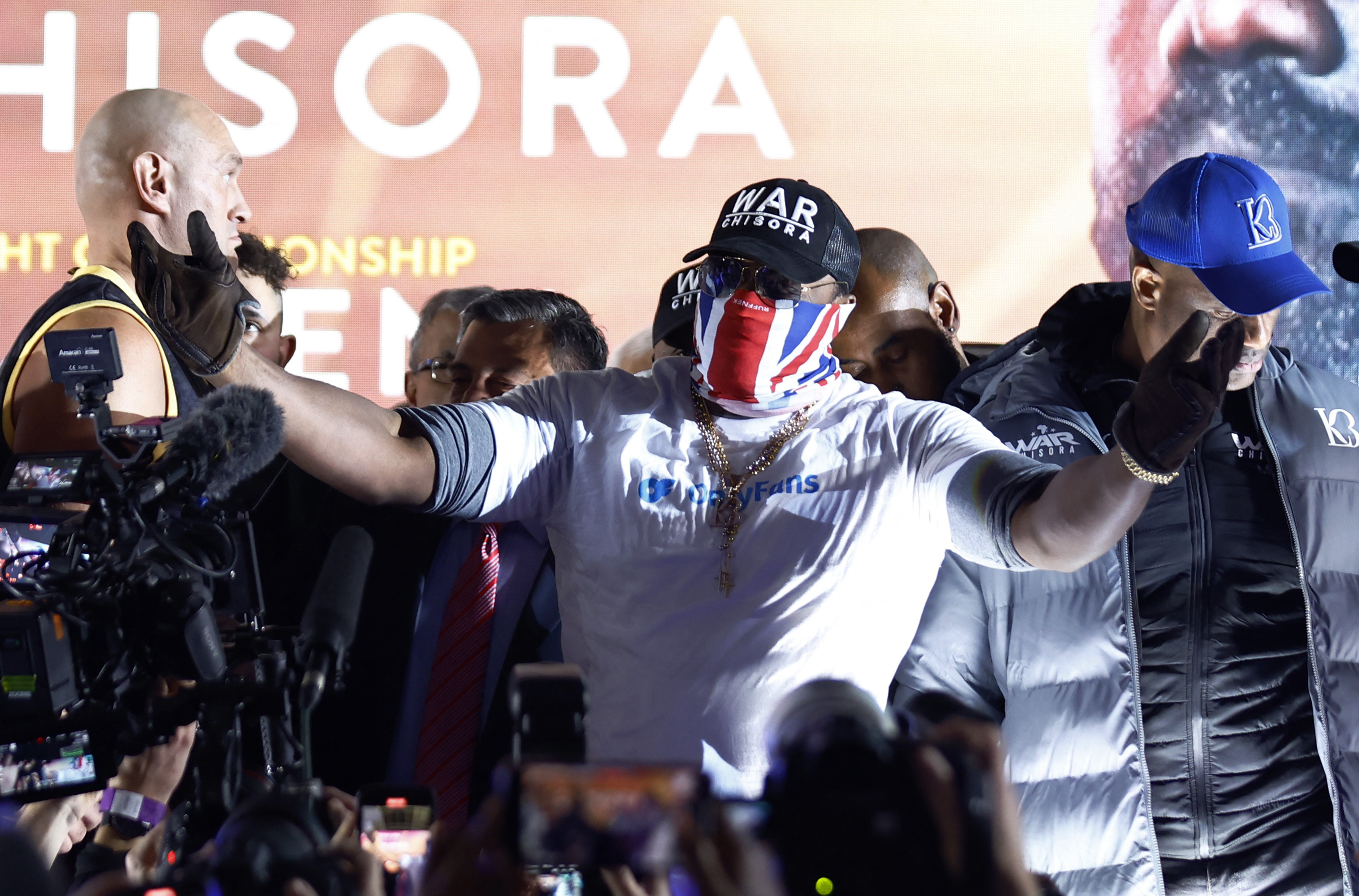 Fury weighs in for Chisora fight with a promise of 'carnage' | Reuters