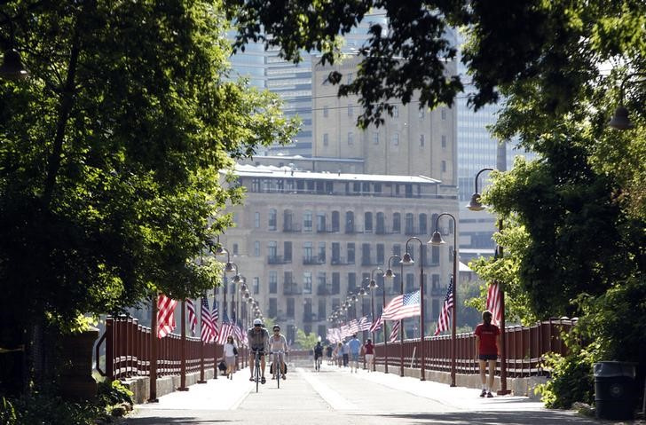 Nelson Mullins recruits Faegre Drinker IP duo in Minneapolis | Reuters