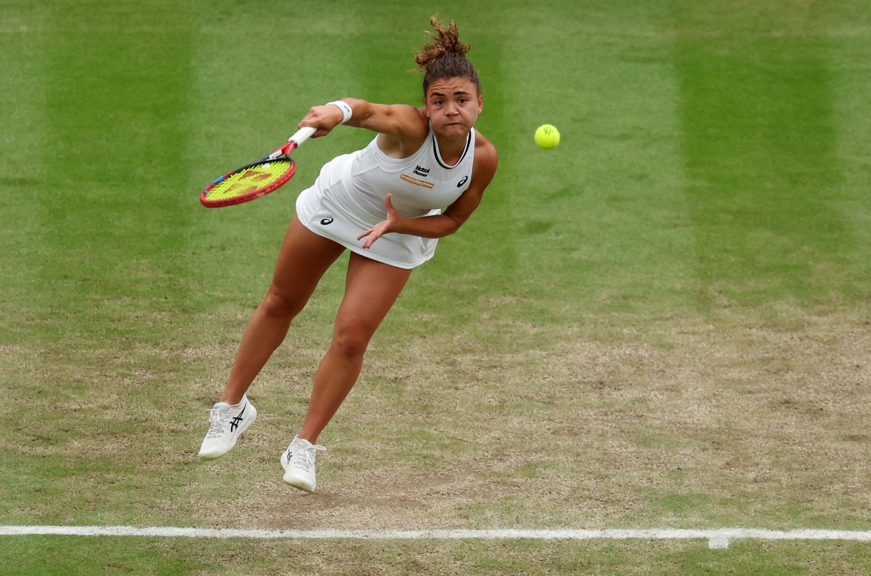 Paolini reaches Wimbledon quarters after tearful Keys retires injured ...