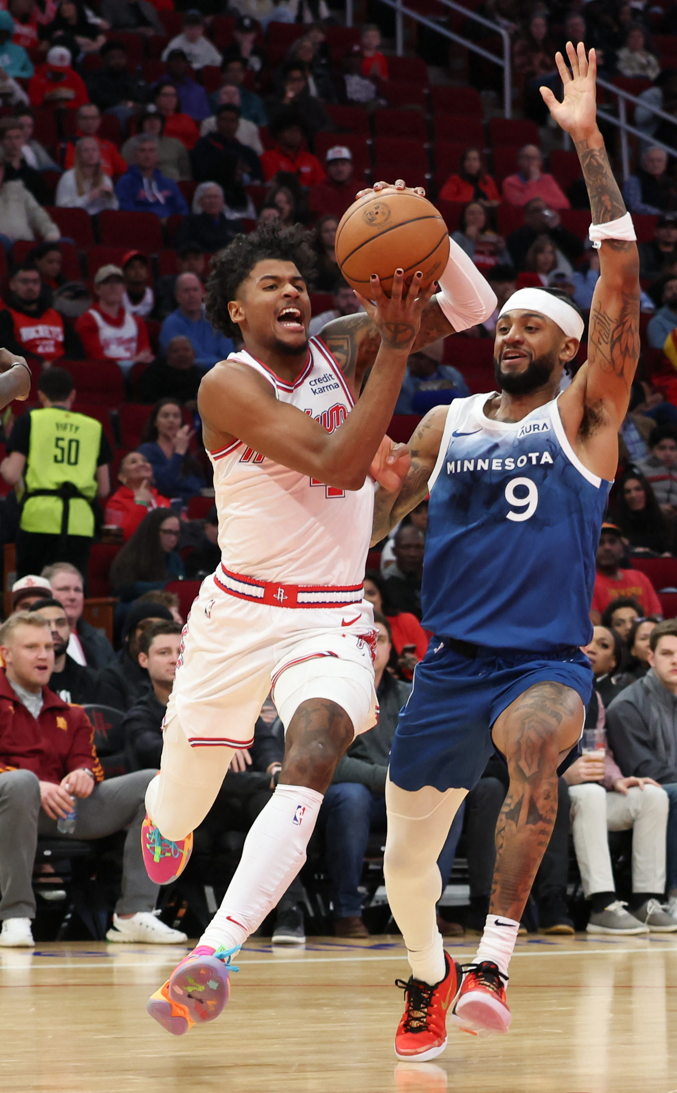 Wolves in complete control, blow out Rockets | Reuters