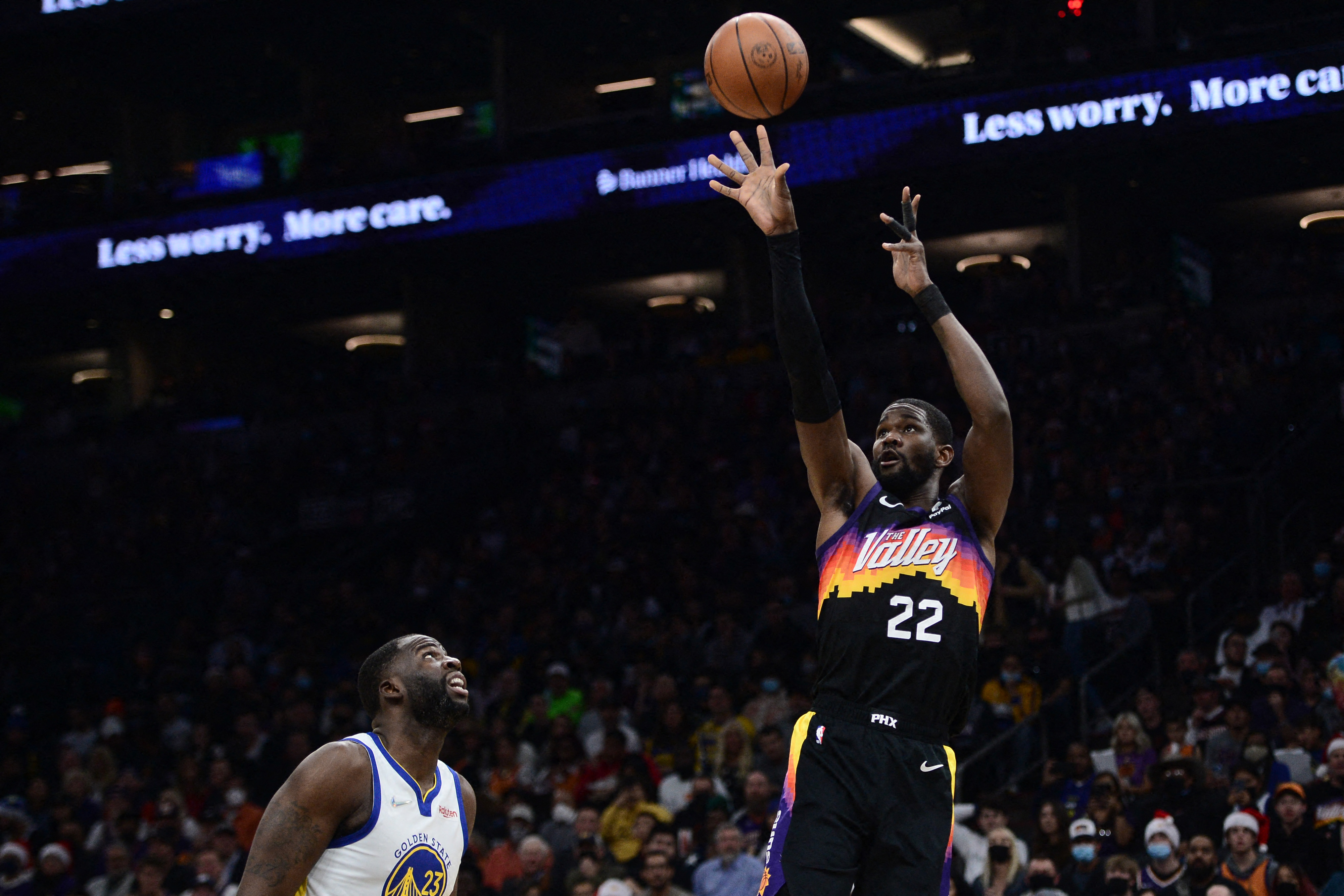 Suns center Deandre Ayton enters COVID protocols | Reuters